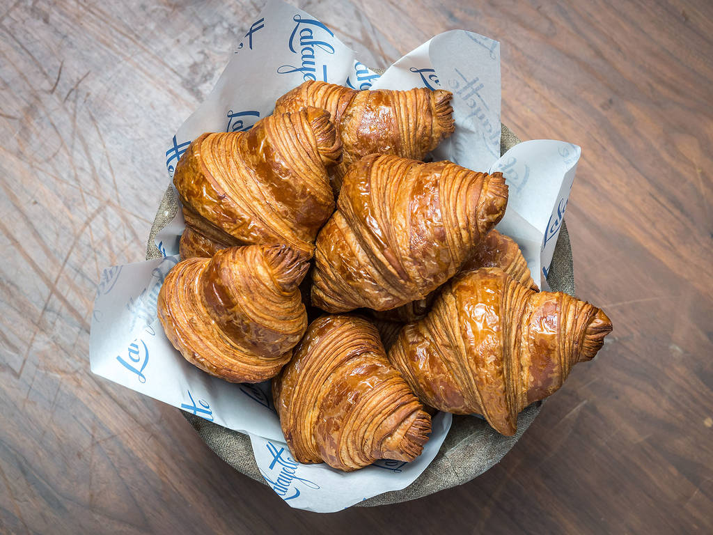 Best French bakery spots in NYC for macarons and croissants