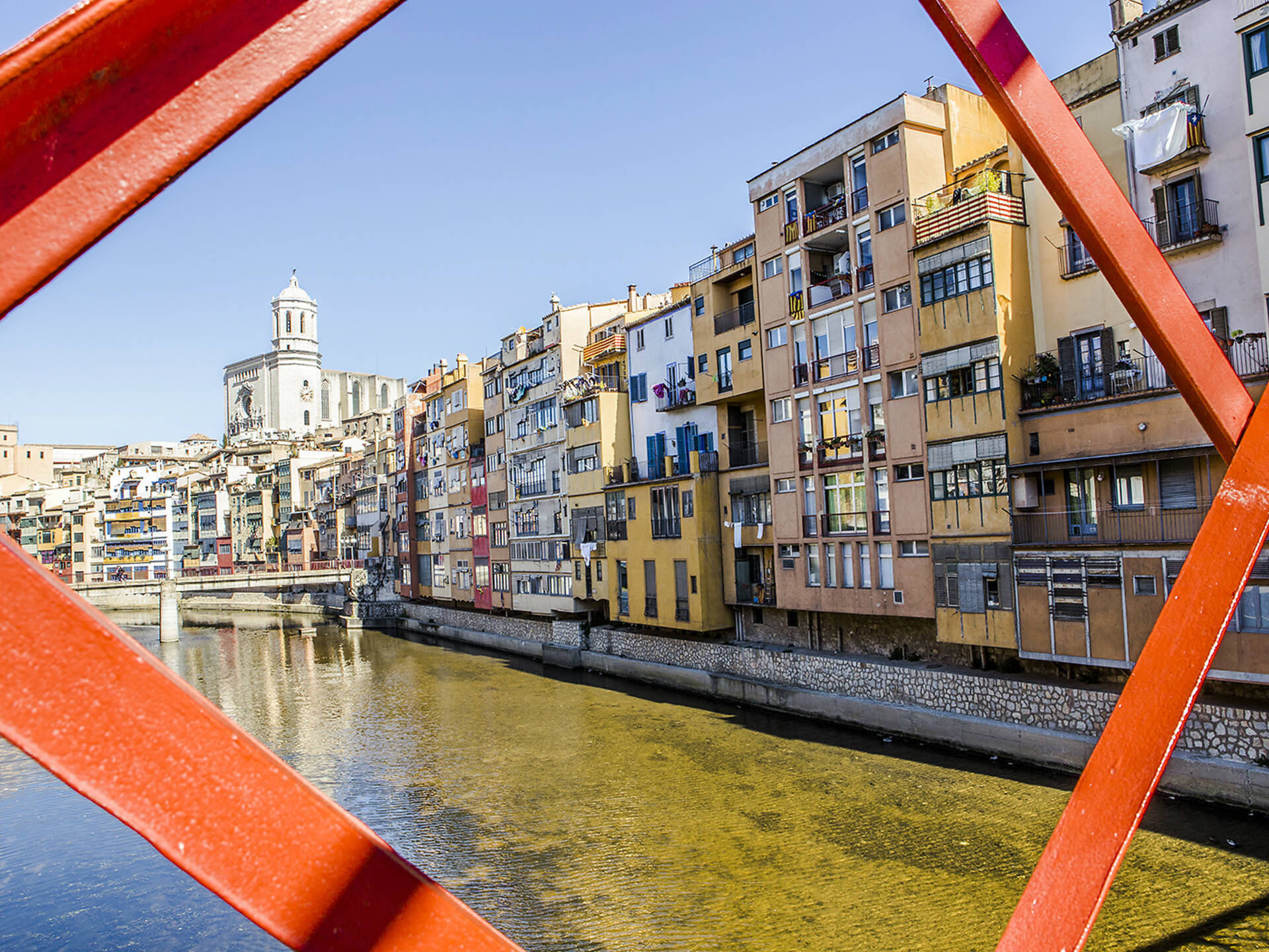 Guide to the best sights, attractions and things to do in Girona