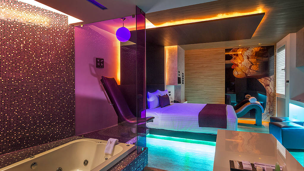 V Motel Boutique Periférico Sur