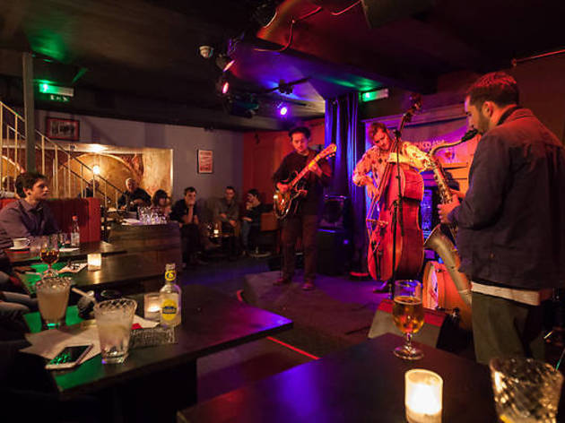 Jackdaw | Bars and pubs in Clapton, London