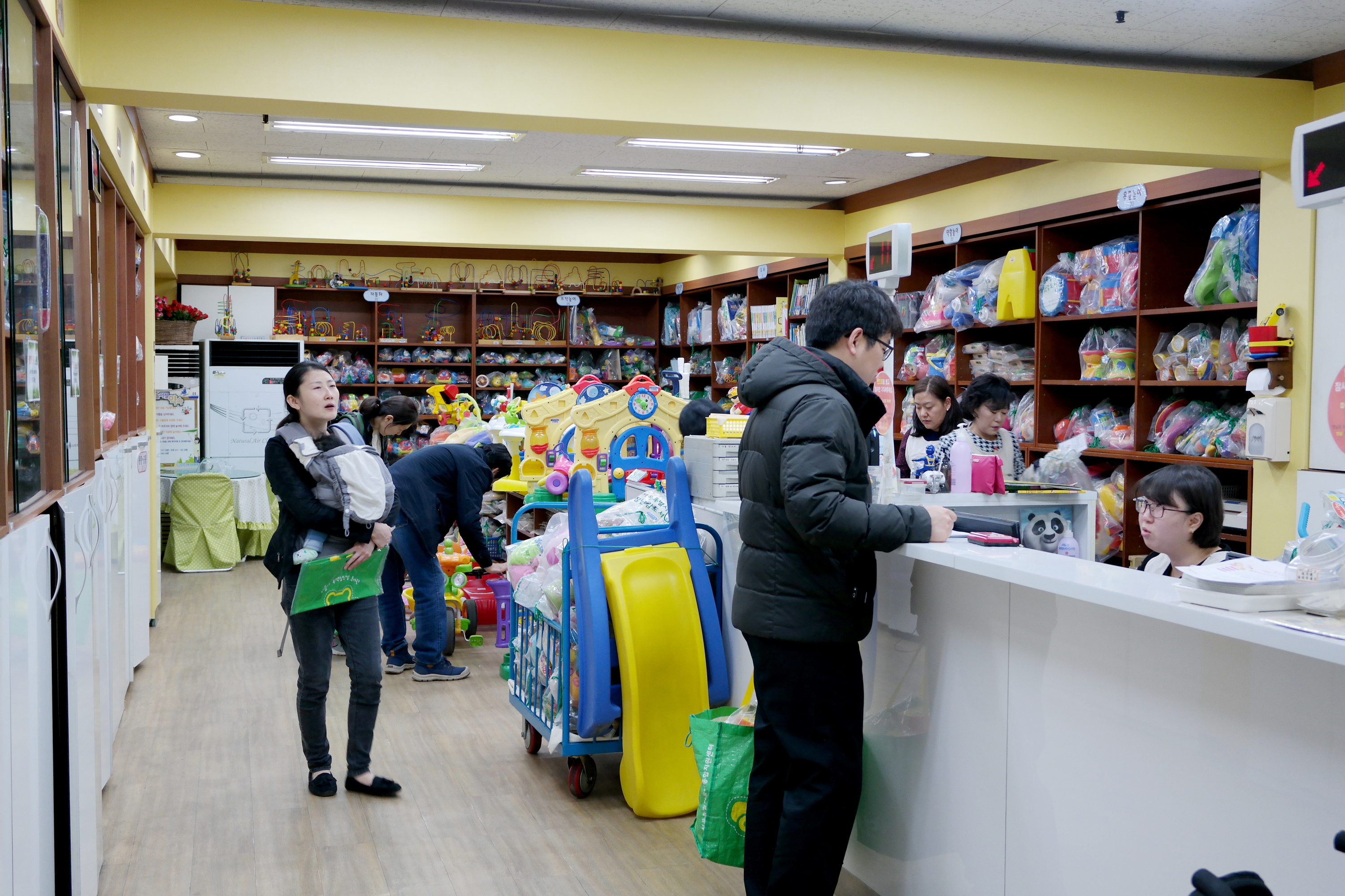 Green Toy Library | Things to do in Seoul