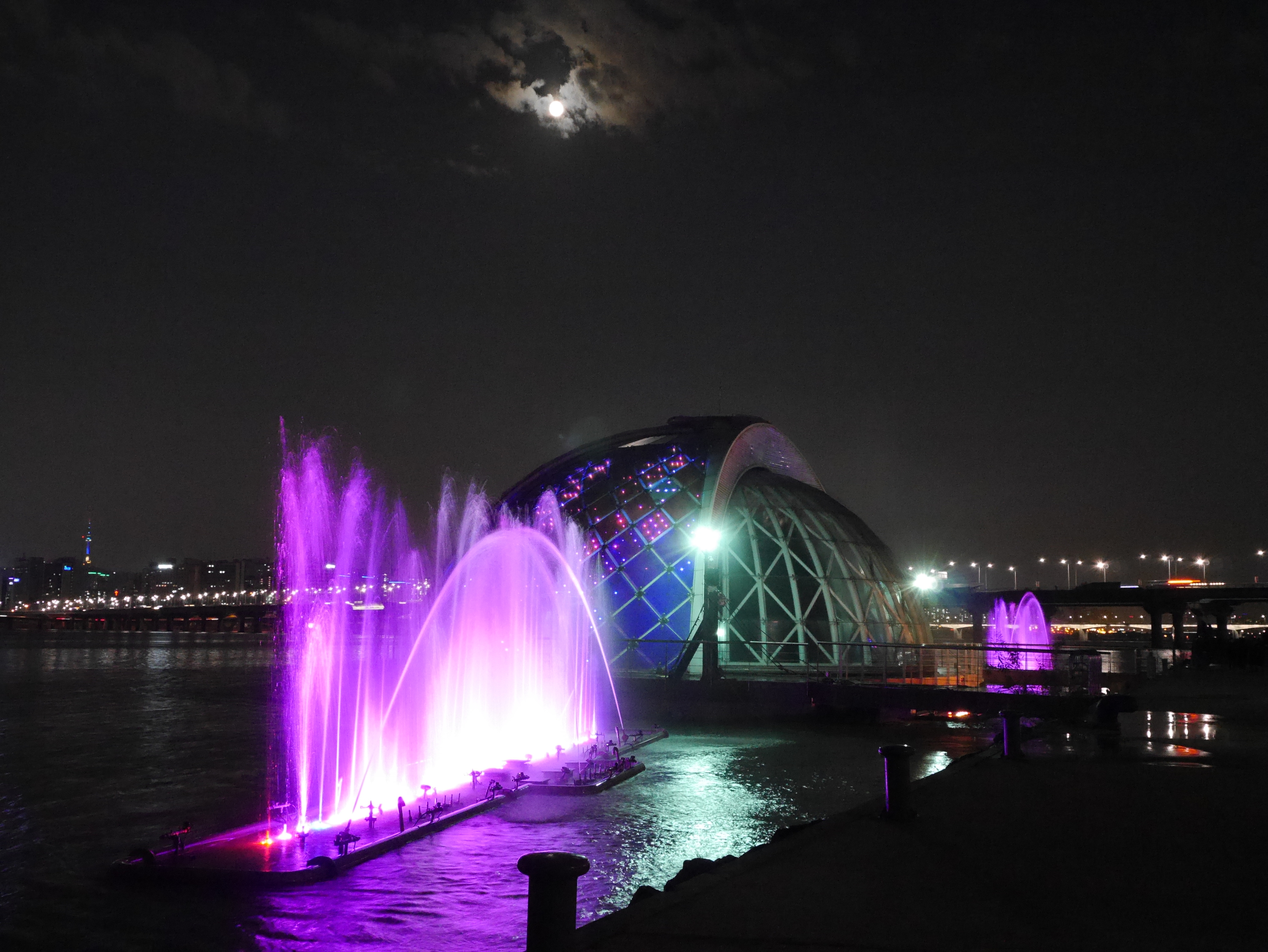 여의도 물빛무대