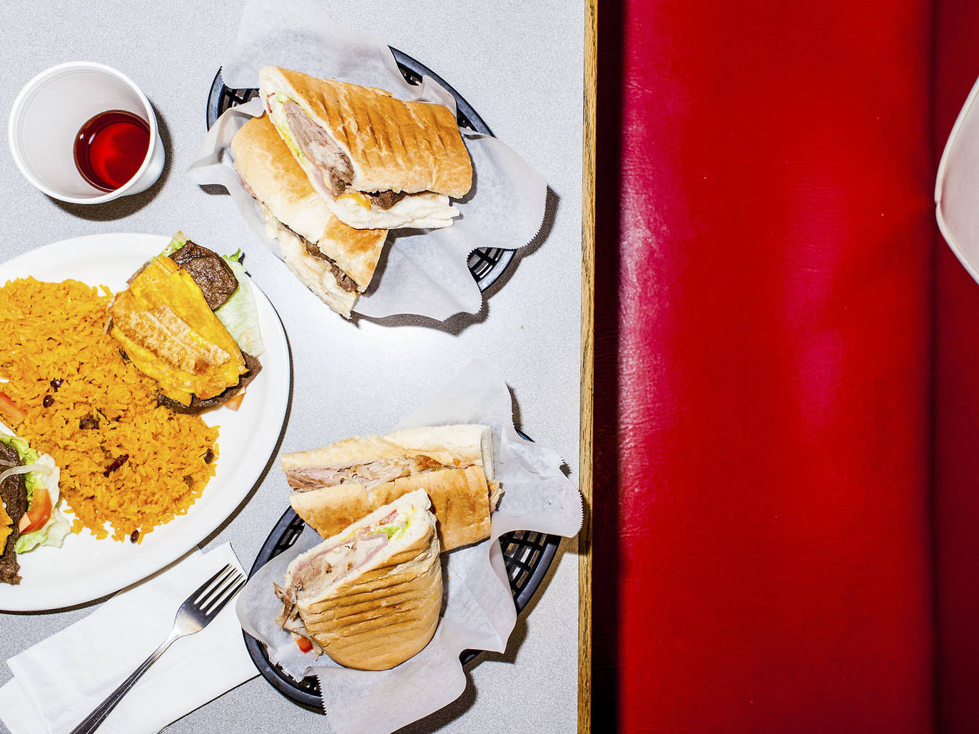 23 Best Cheap Eats Chicago Has For You To Chow Down On