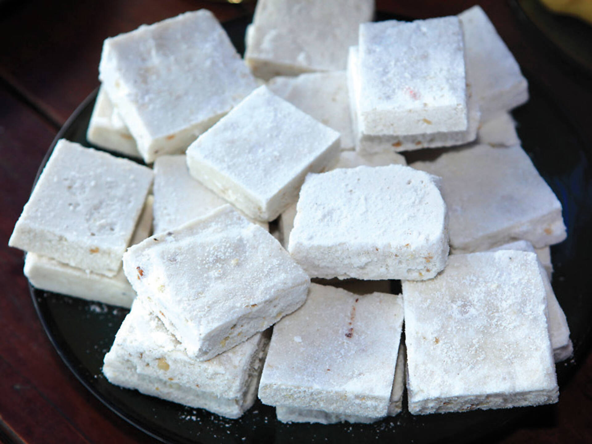 Special avurudu sweets and dishes