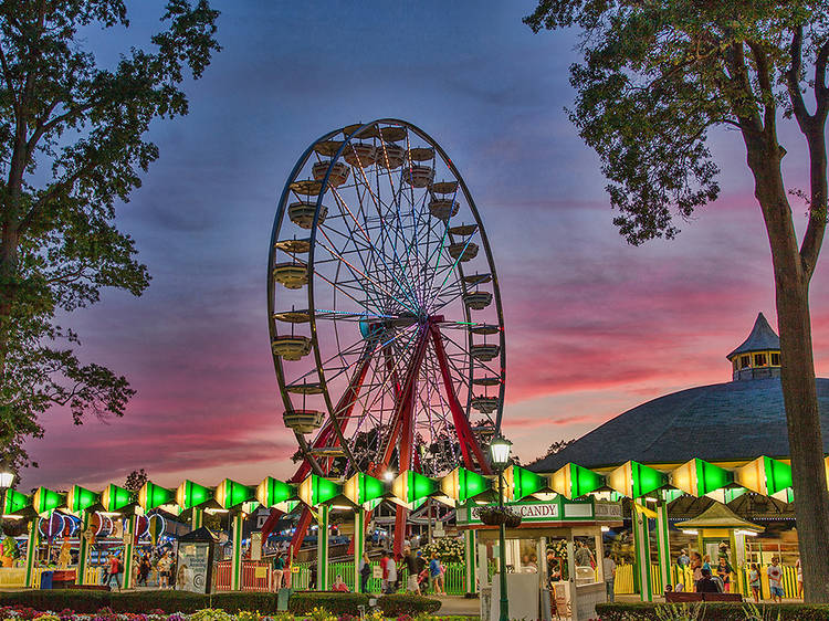 Best amusement parks near NYC from Hersheypark to Six Flags