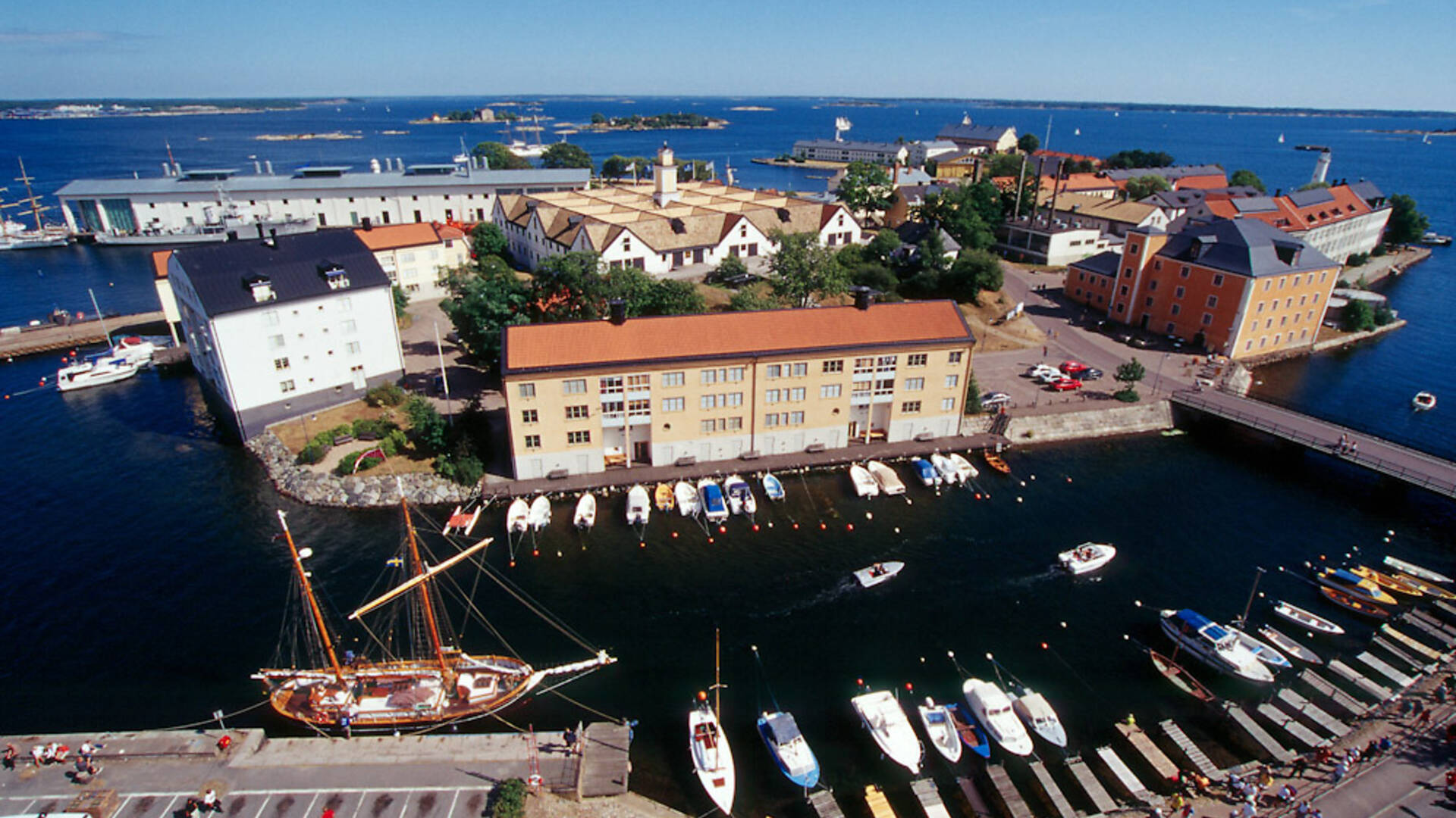 This phone number will connect you to a random person in Sweden for a ...