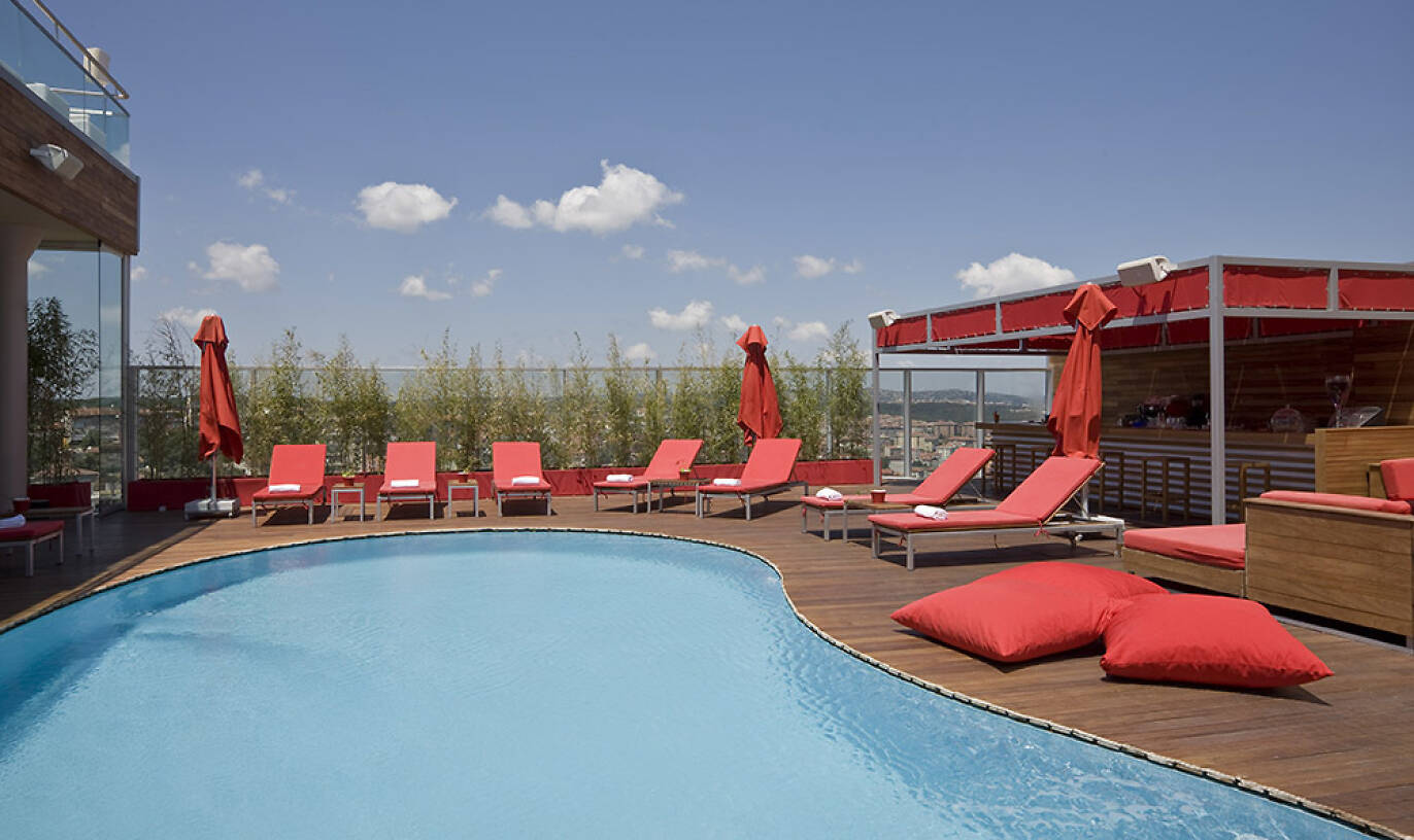 İstanbul’s Best Pools