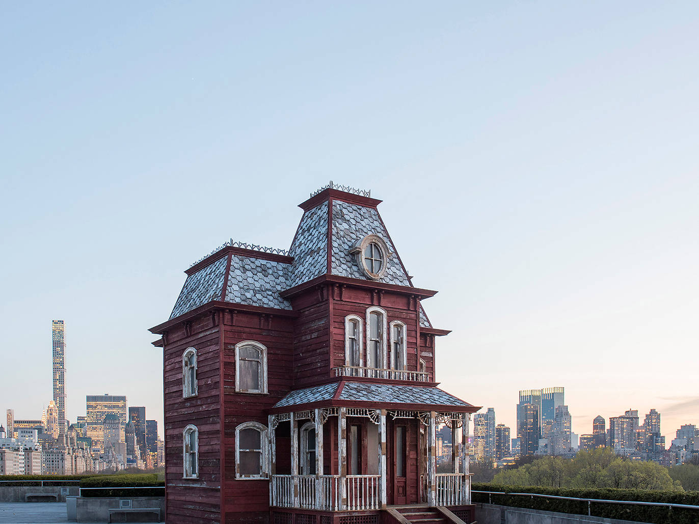 Things to do on NYC Rooftops from Bars to Movie Screenings
