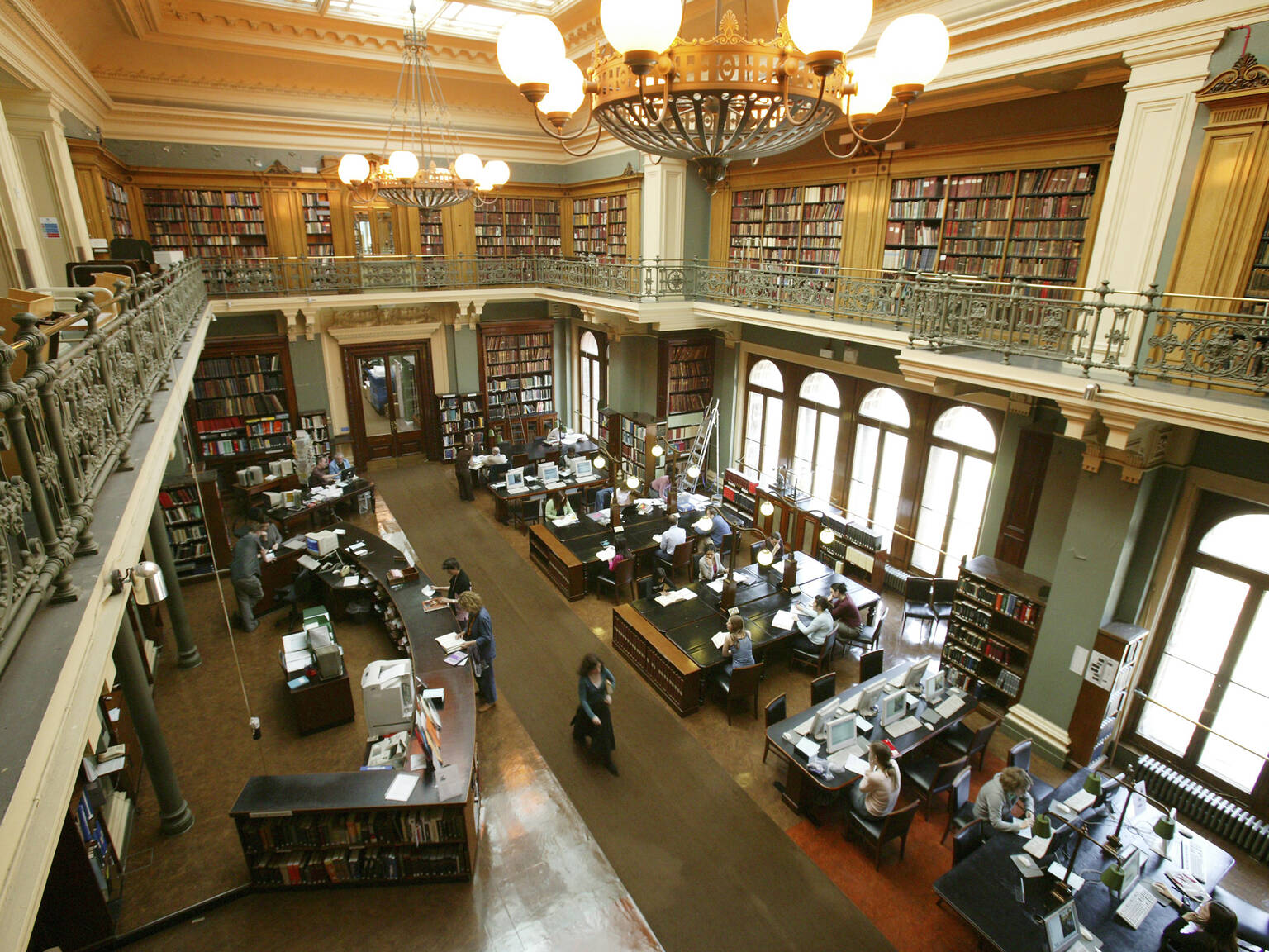 Best London Libraries | 15 Lovely Libraries In London to Work & Study