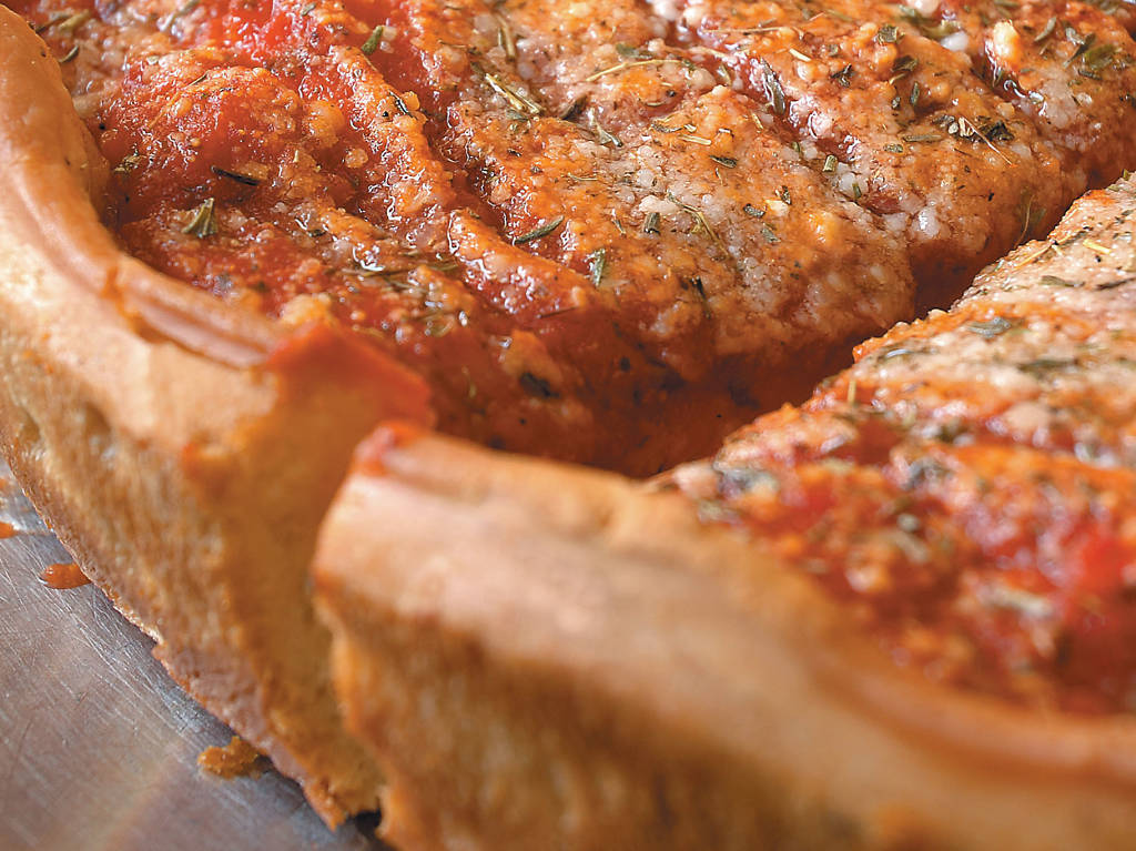 24 Best Deep Dish Pizzas in Chicago for Giant, Cheesy Slices
