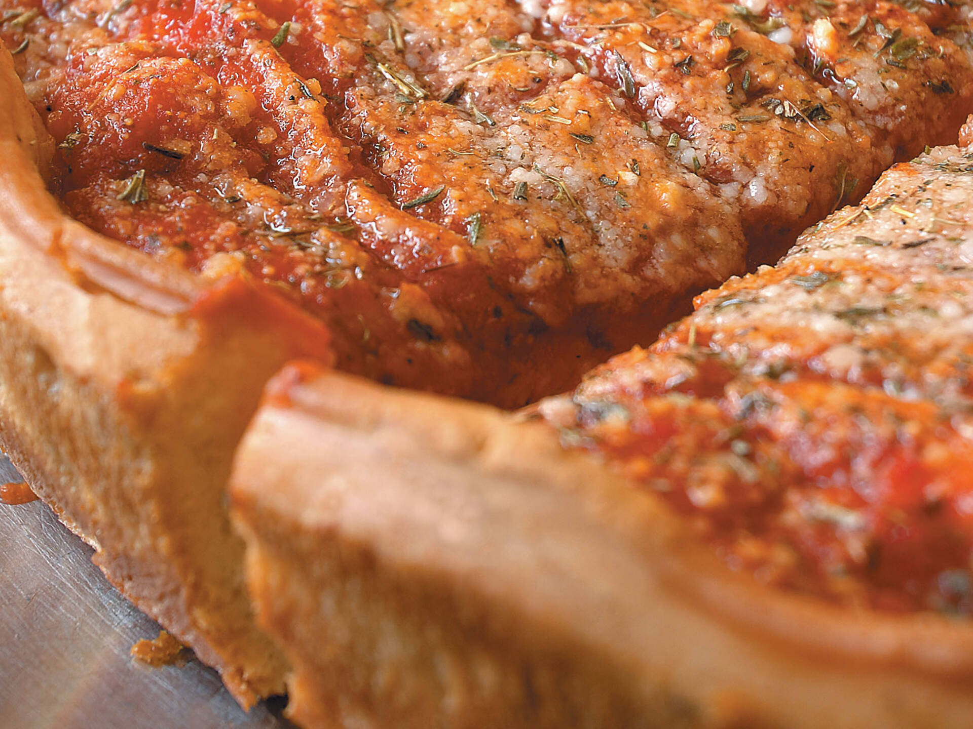 24 Best Deep Dish Pizzas in Chicago for Giant, Cheesy Slices