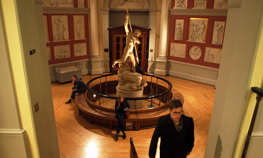 Best London Libraries | 14 Lovely Libraries In London For Borrowing Books