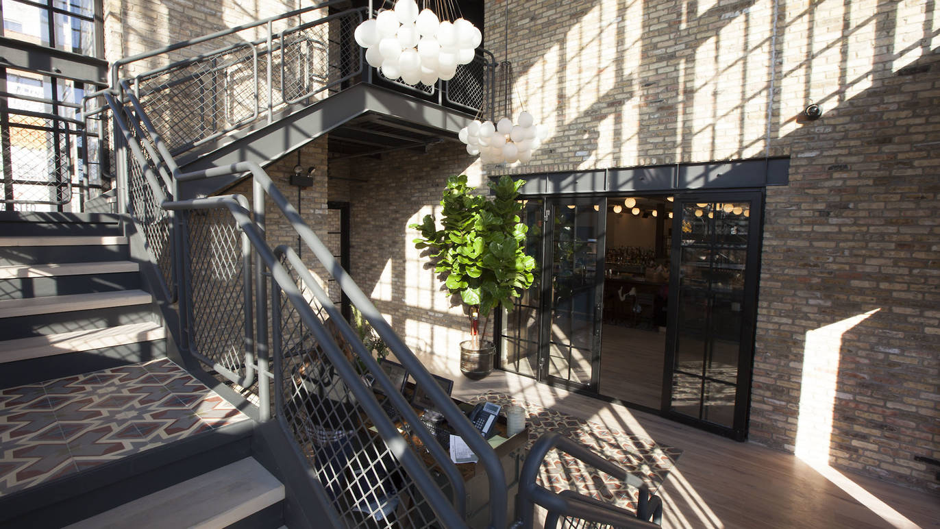 The Dawson | Restaurants in River West/West Town, Chicago