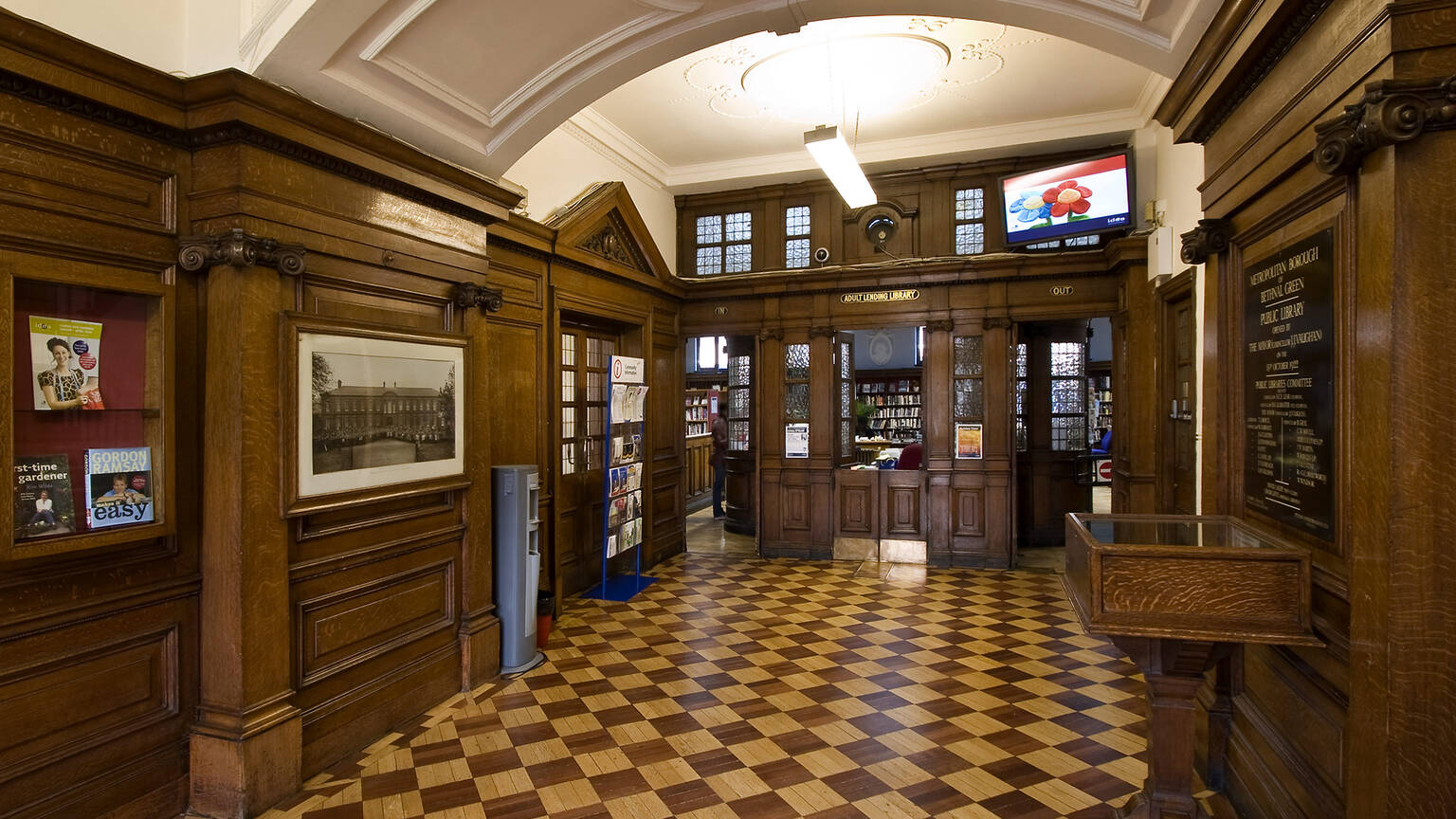 Best London Libraries | 15 Lovely Libraries In London to Work & Study