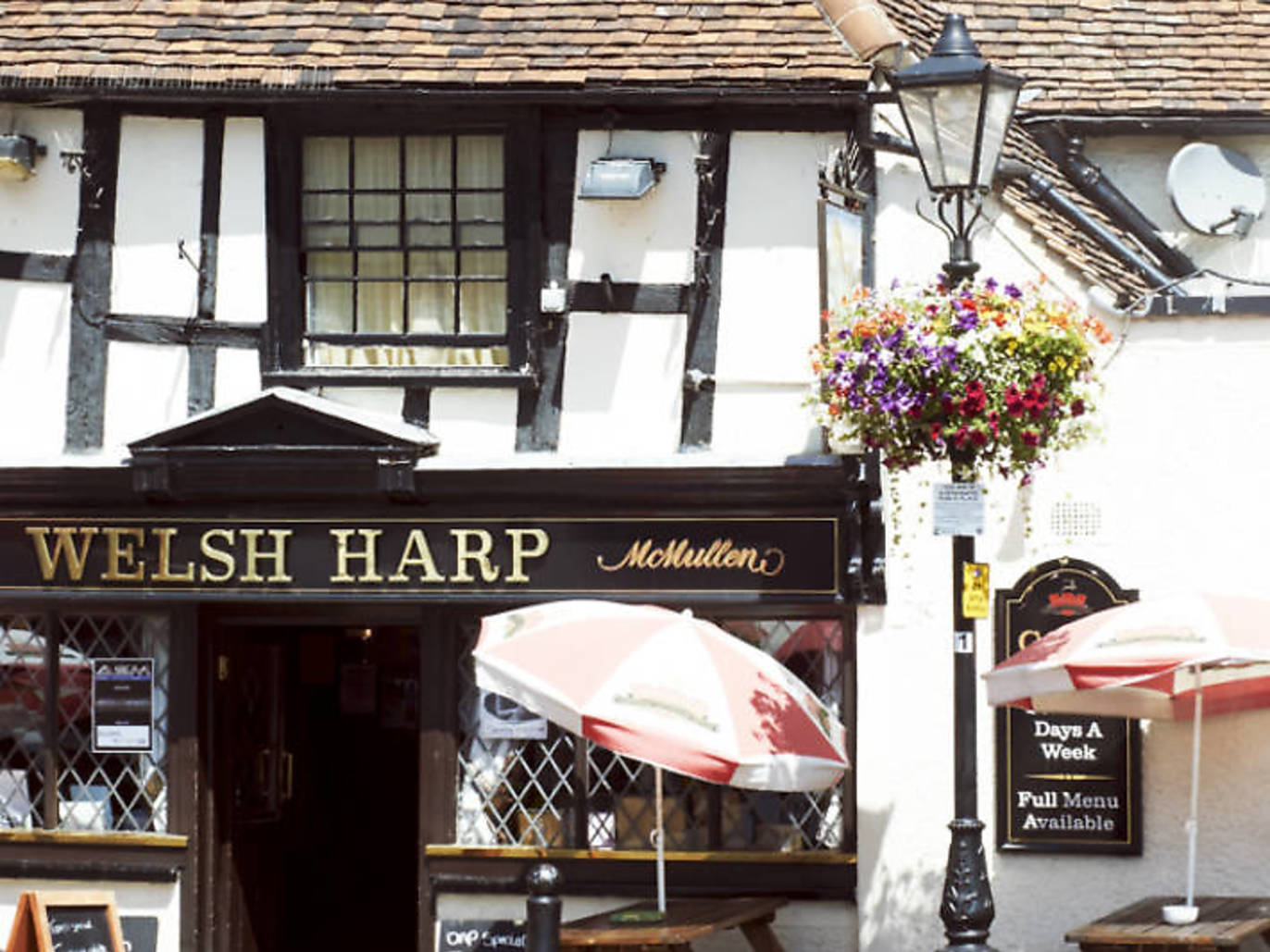 Ten perfect country pubs within reach of London