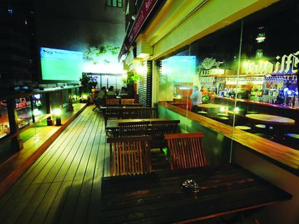 Best Bars In Wan Chai And Admiralty
