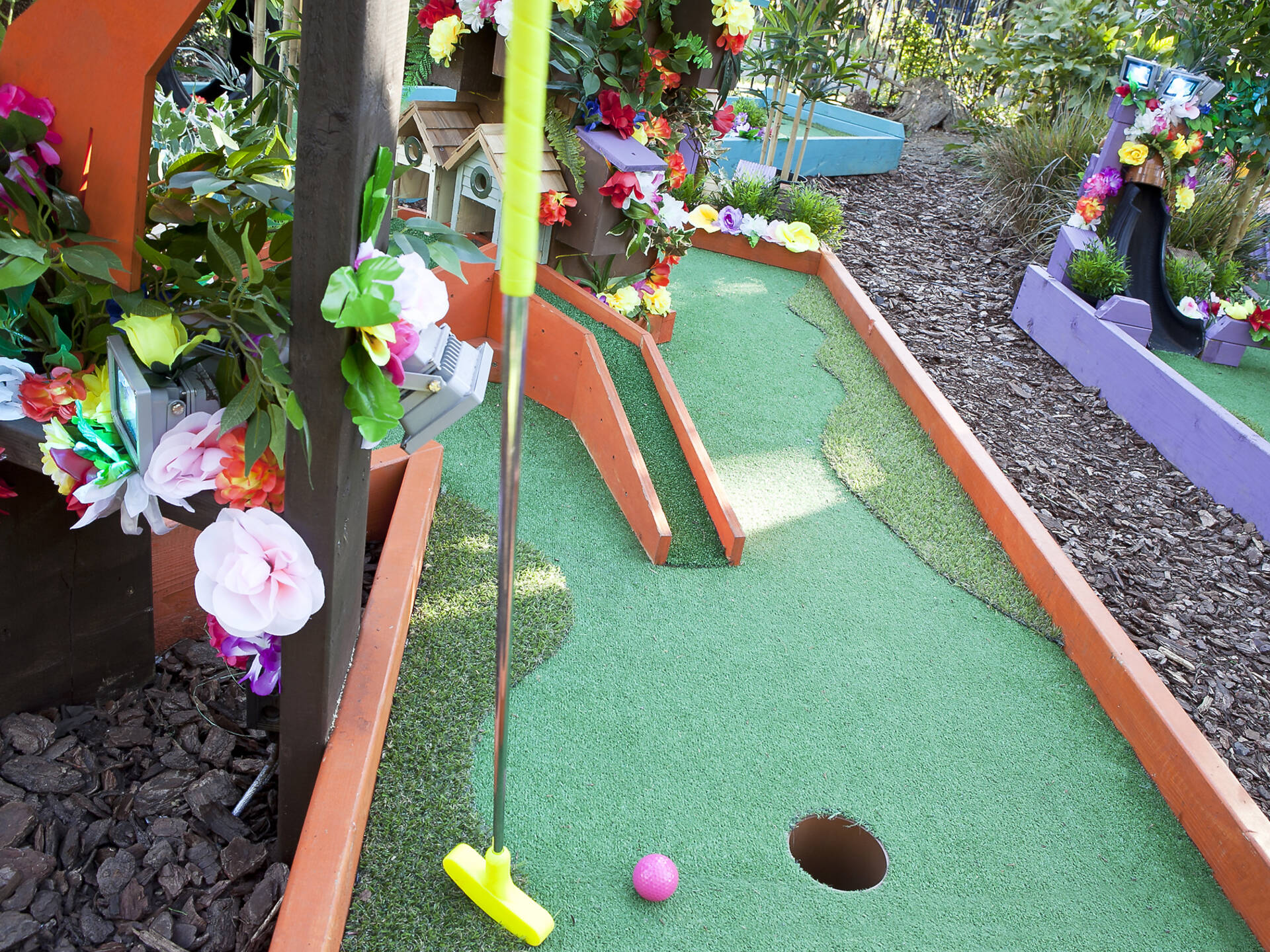 Crazy Golf in London | 12 Best Mini and Crazy Golf Courses in London