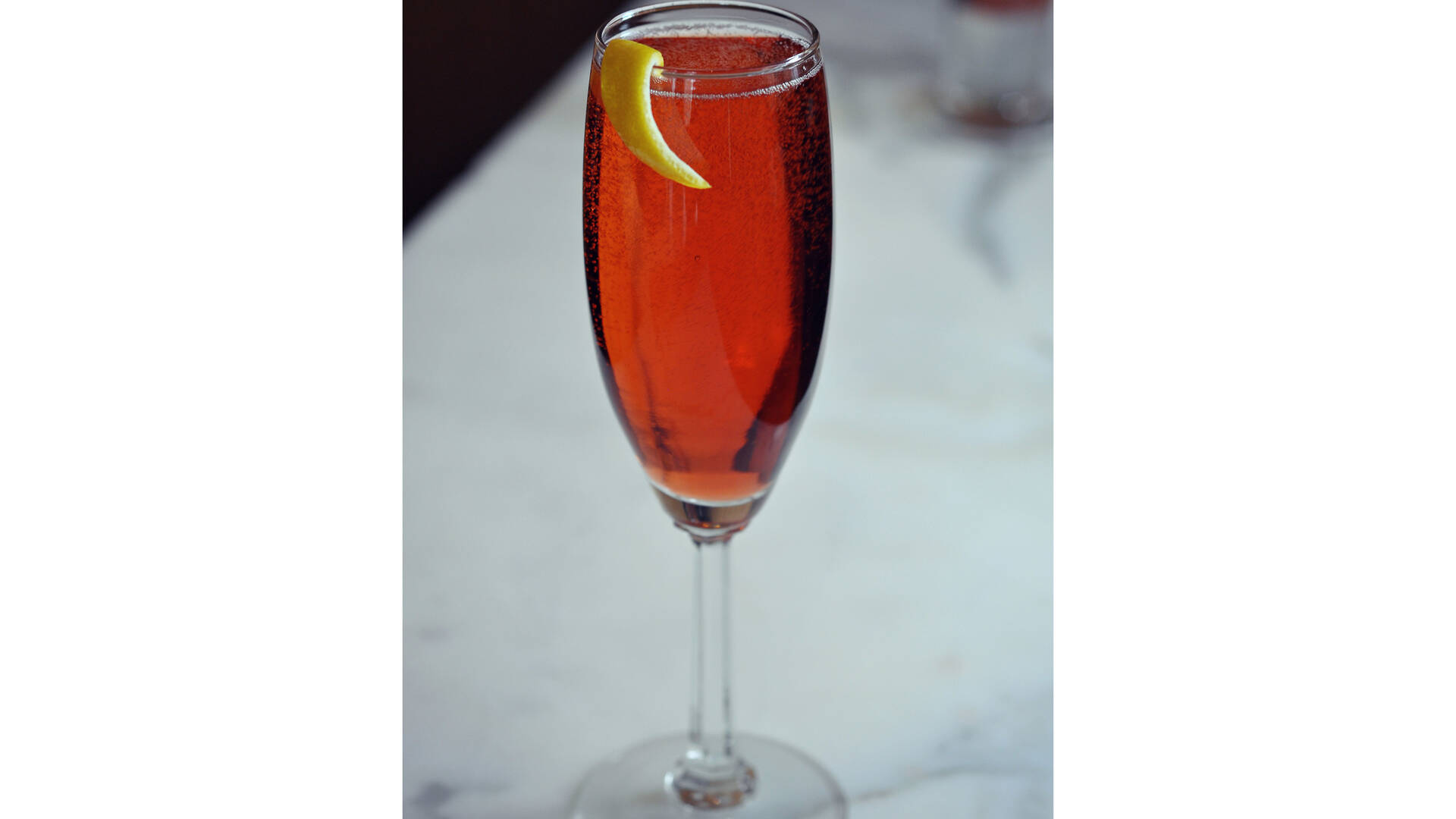 Find the best French 75 cocktails in NYC at restaurants and bars