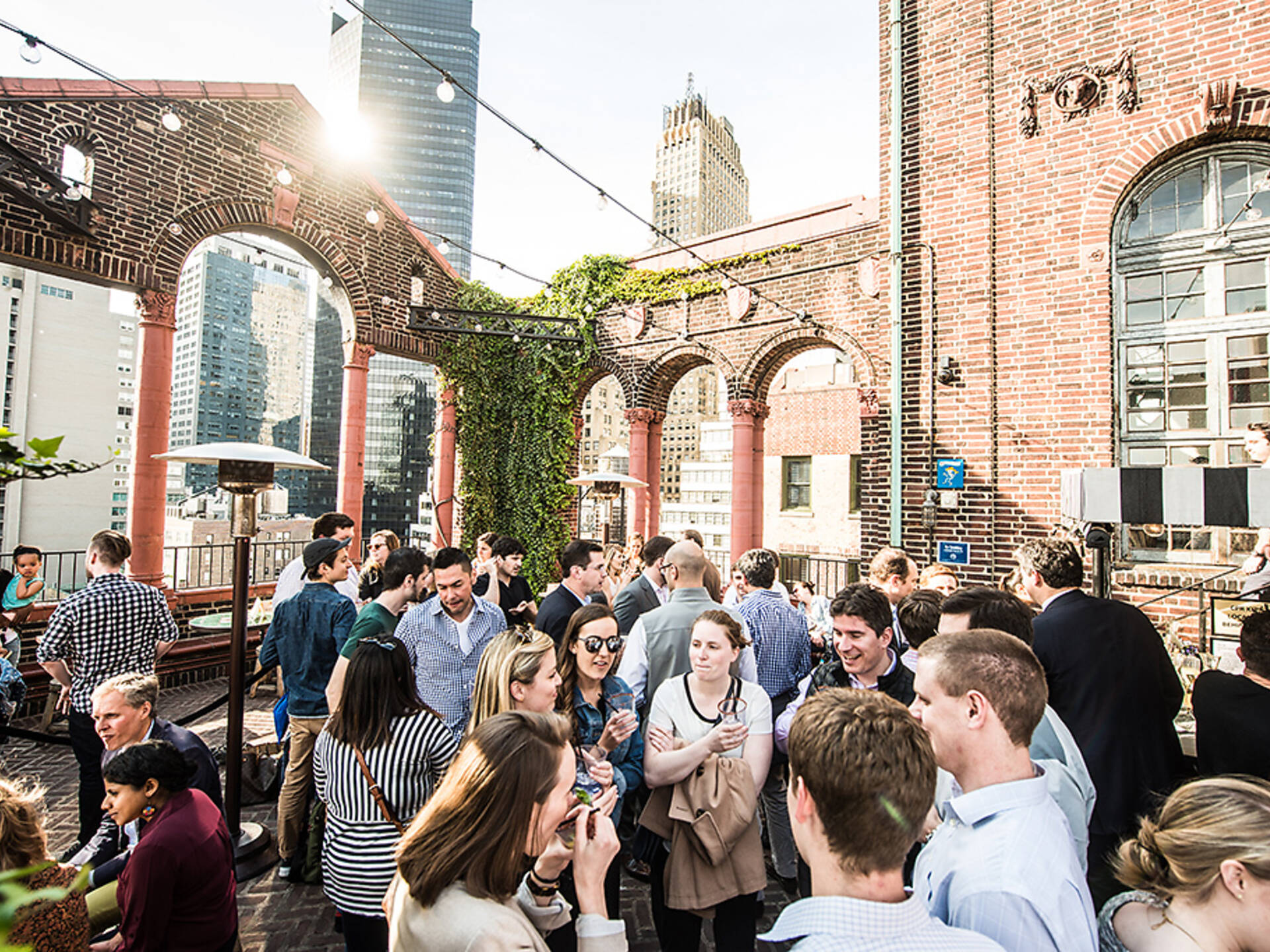 Things to do on NYC Rooftops from Bars to Movie Screenings