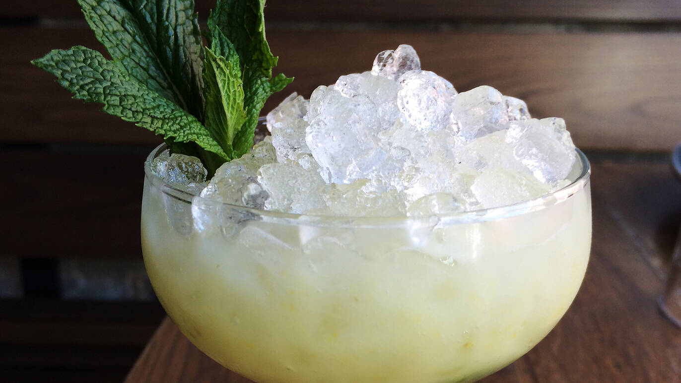 Best easy cocktail recipes to shake and stir at home