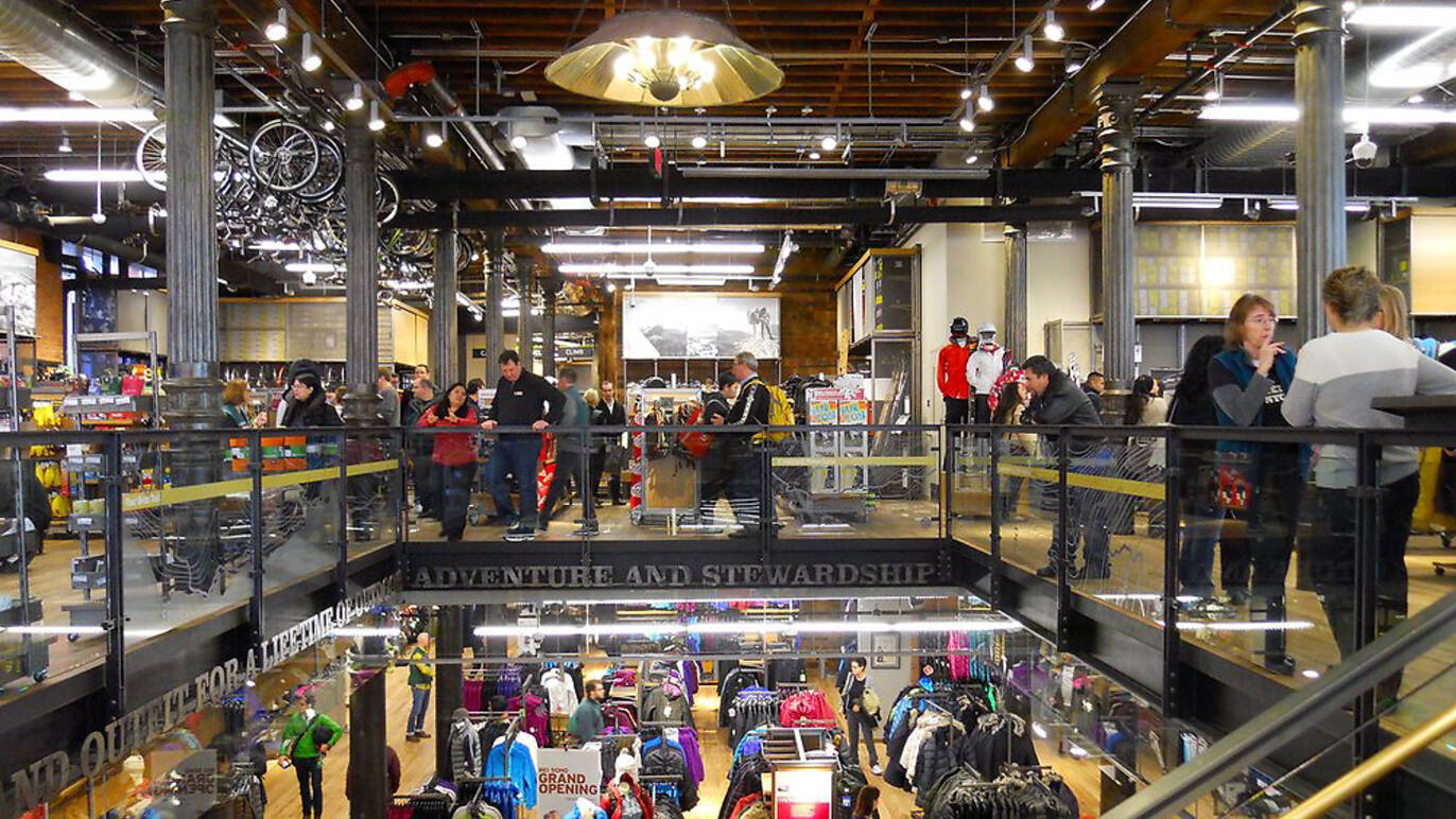 Best sporting goods stores in NYC for sports apparel and equipment