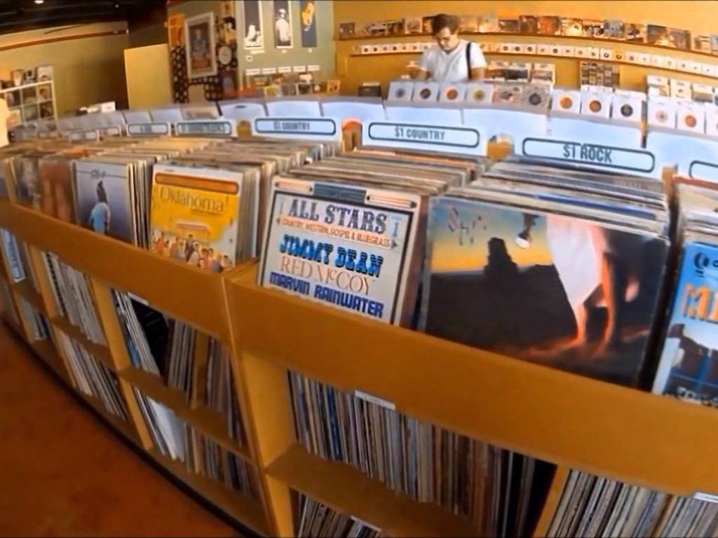 8 Best Record Stores in Austin For All Your Music Needs