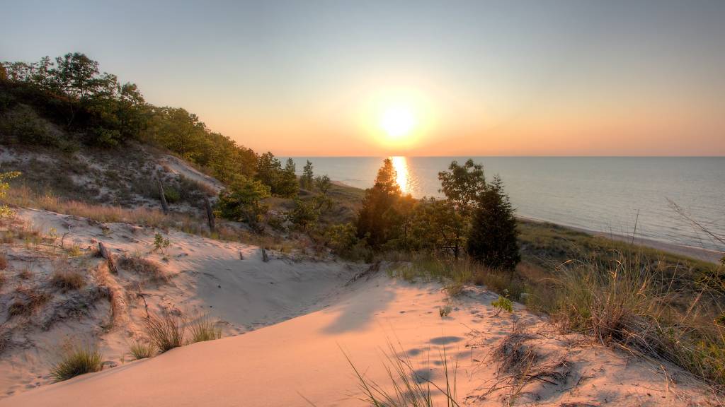 26 Best Places for Hiking Near Chicago in 2024