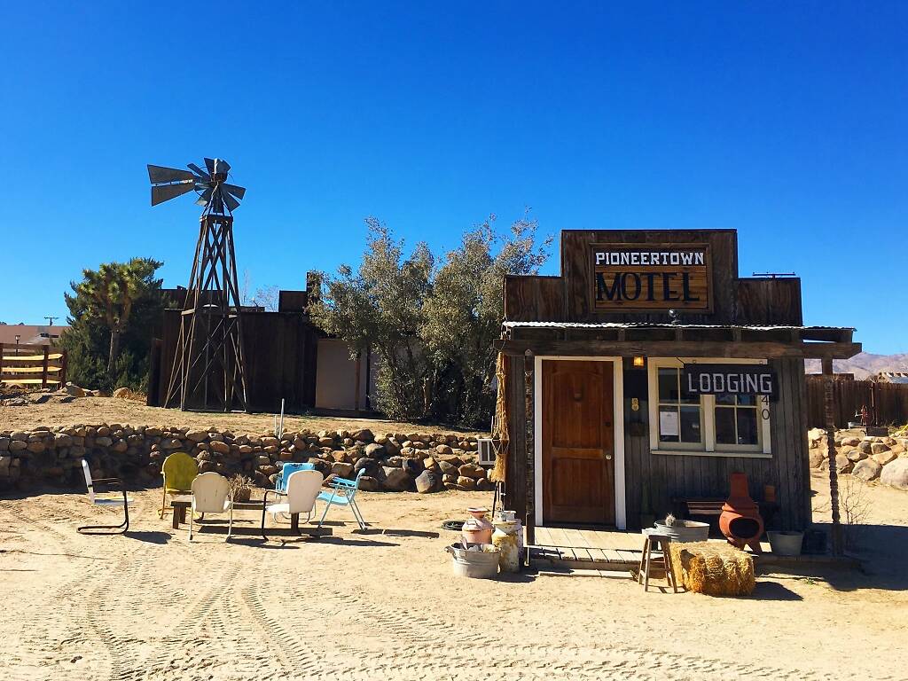 10 Best Hotels in Joshua Tree For 2025 | Best Places To Stay In Joshua ...