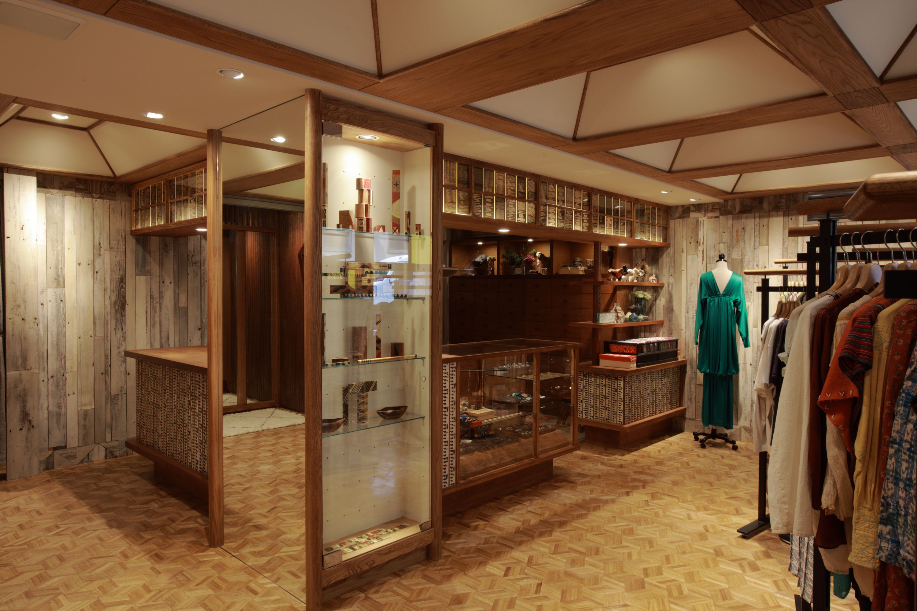 Toro | Shopping in Harajuku, Tokyo