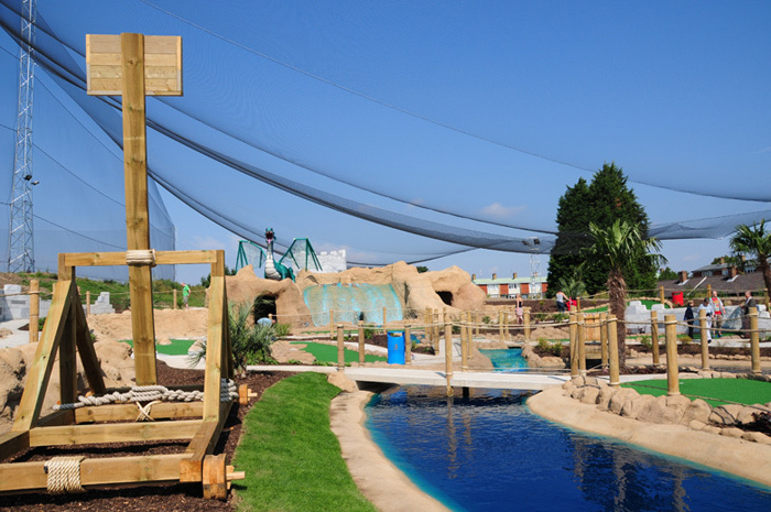 Crazy Golf in London | 11 Best Mini and Crazy Golf Courses in London