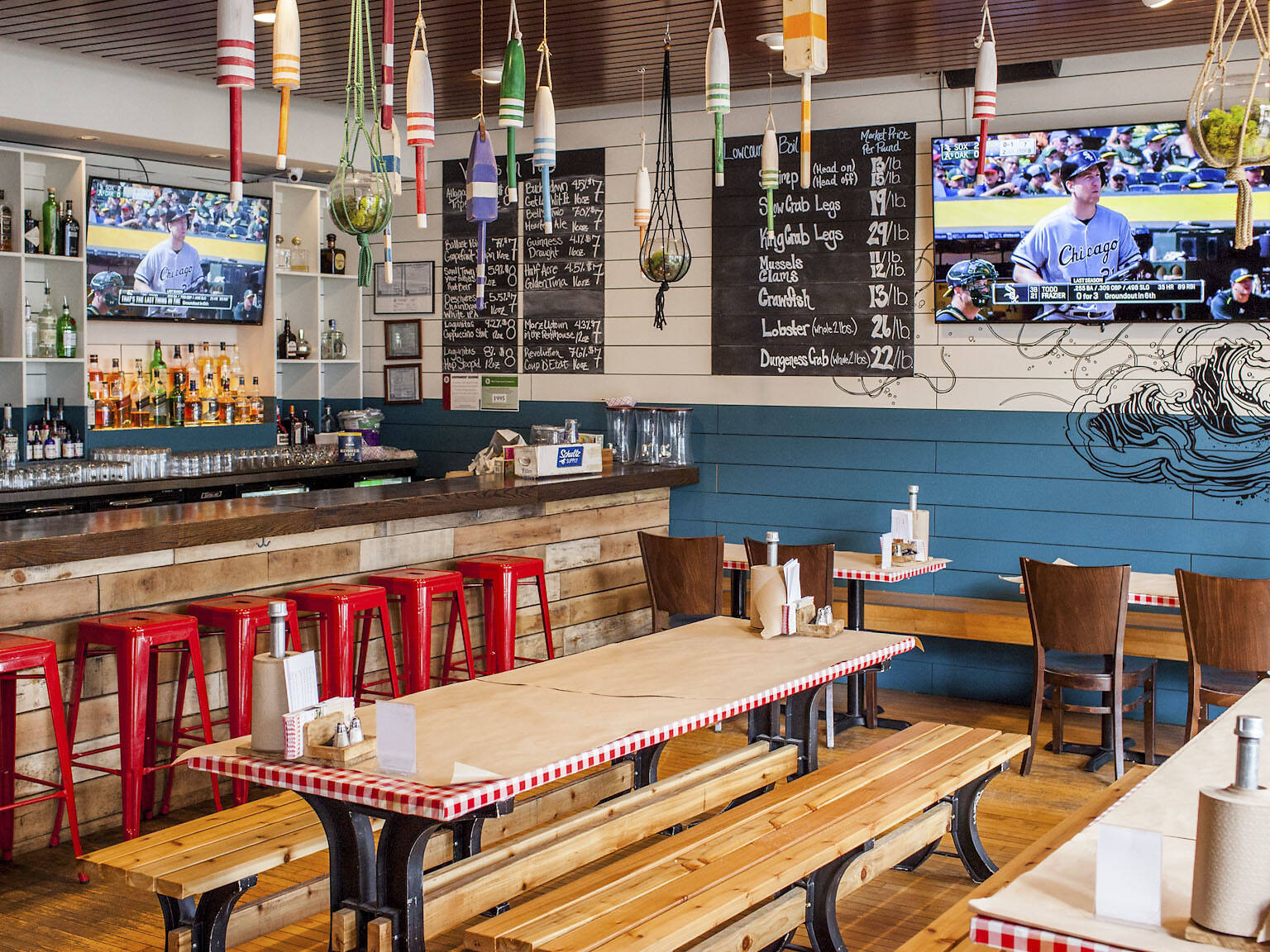 24 Best Seafood Restaurants in Chicago For Fish, Crab and Oysters