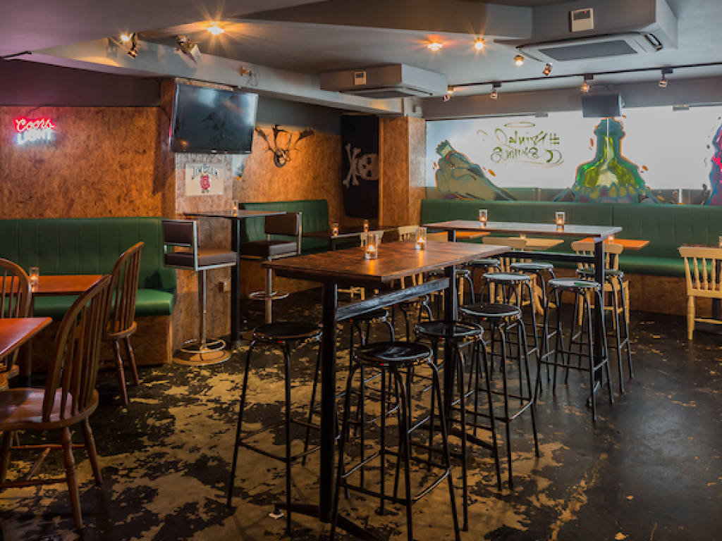 50 Best Bars In Singapore You Absolutely Must Visit