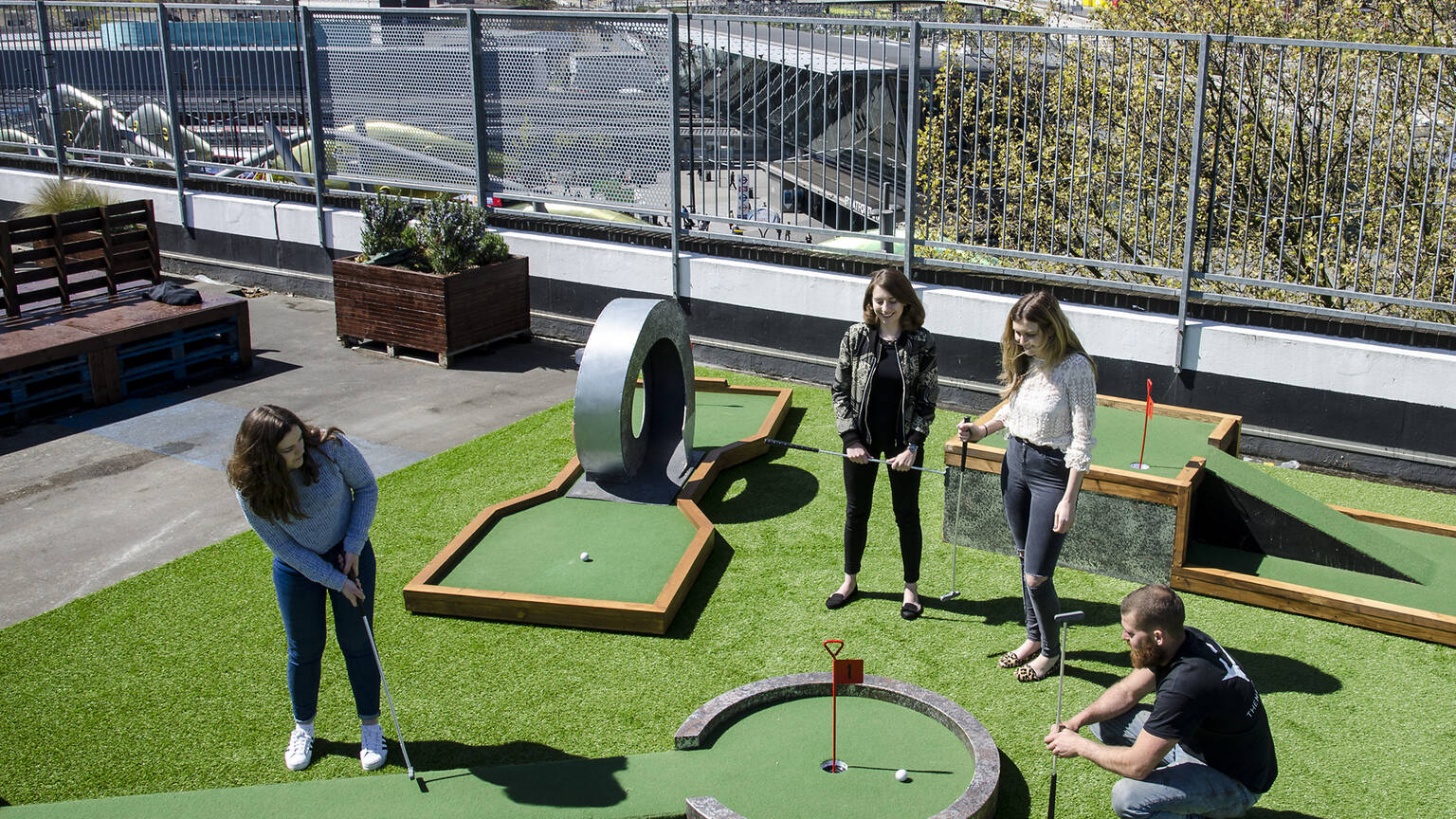 7 Brilliant London Bowling Alleys | Best Bowling Alleys in London