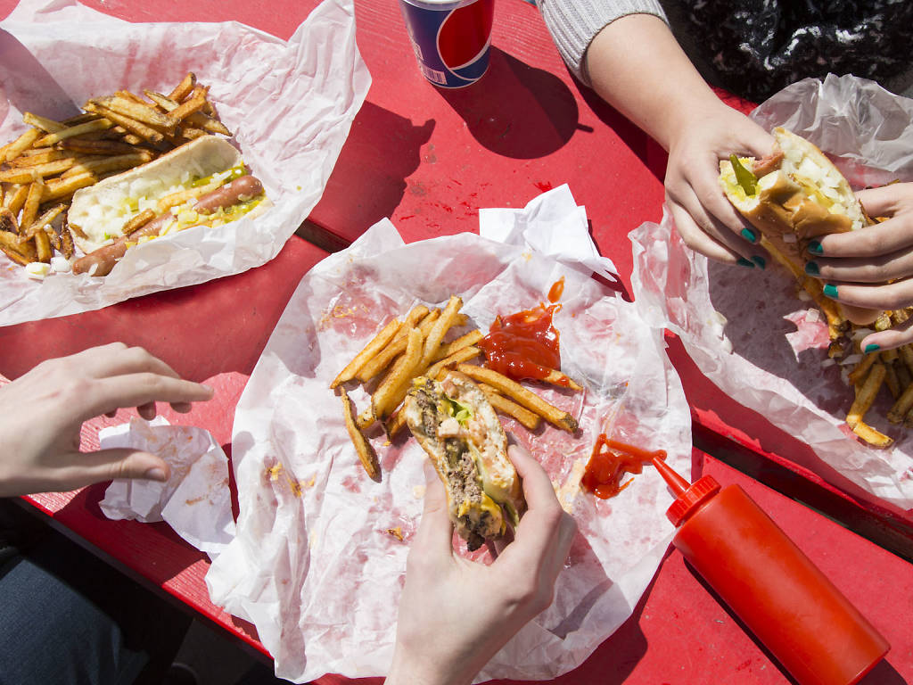 24 Best Hot Dogs in Chicago, According To Locals