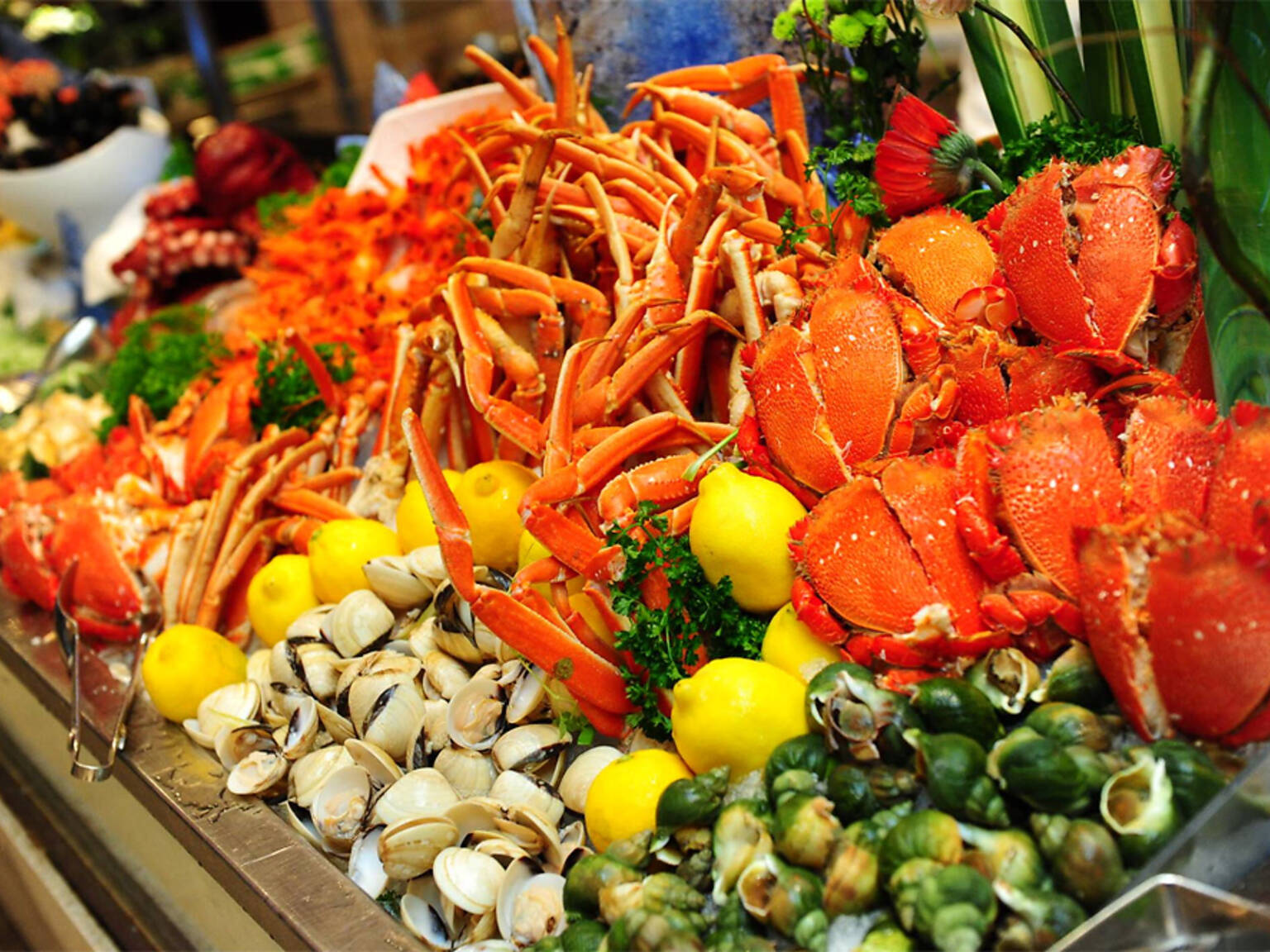 The Best Buffets In Singapore To Feast At Like Royalty