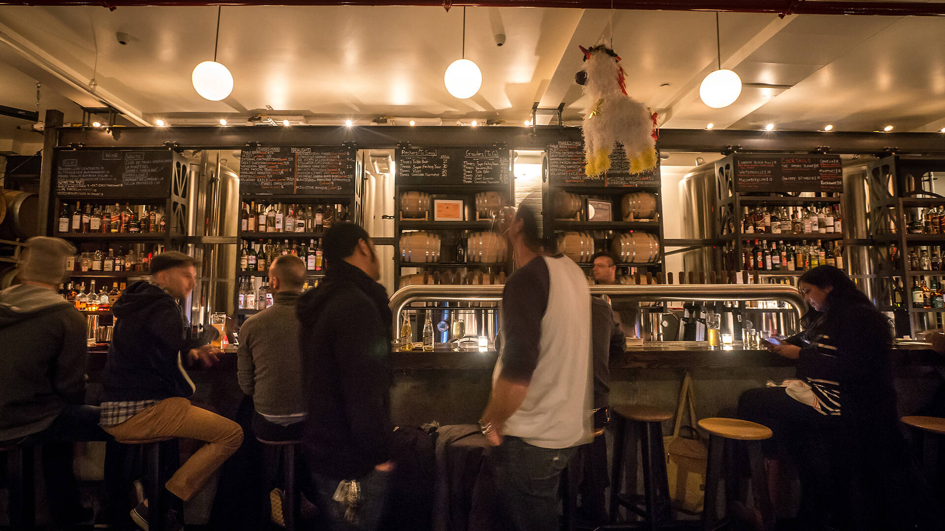 12 Best Craft Beer Bars in NYC You Need to Try Tonight