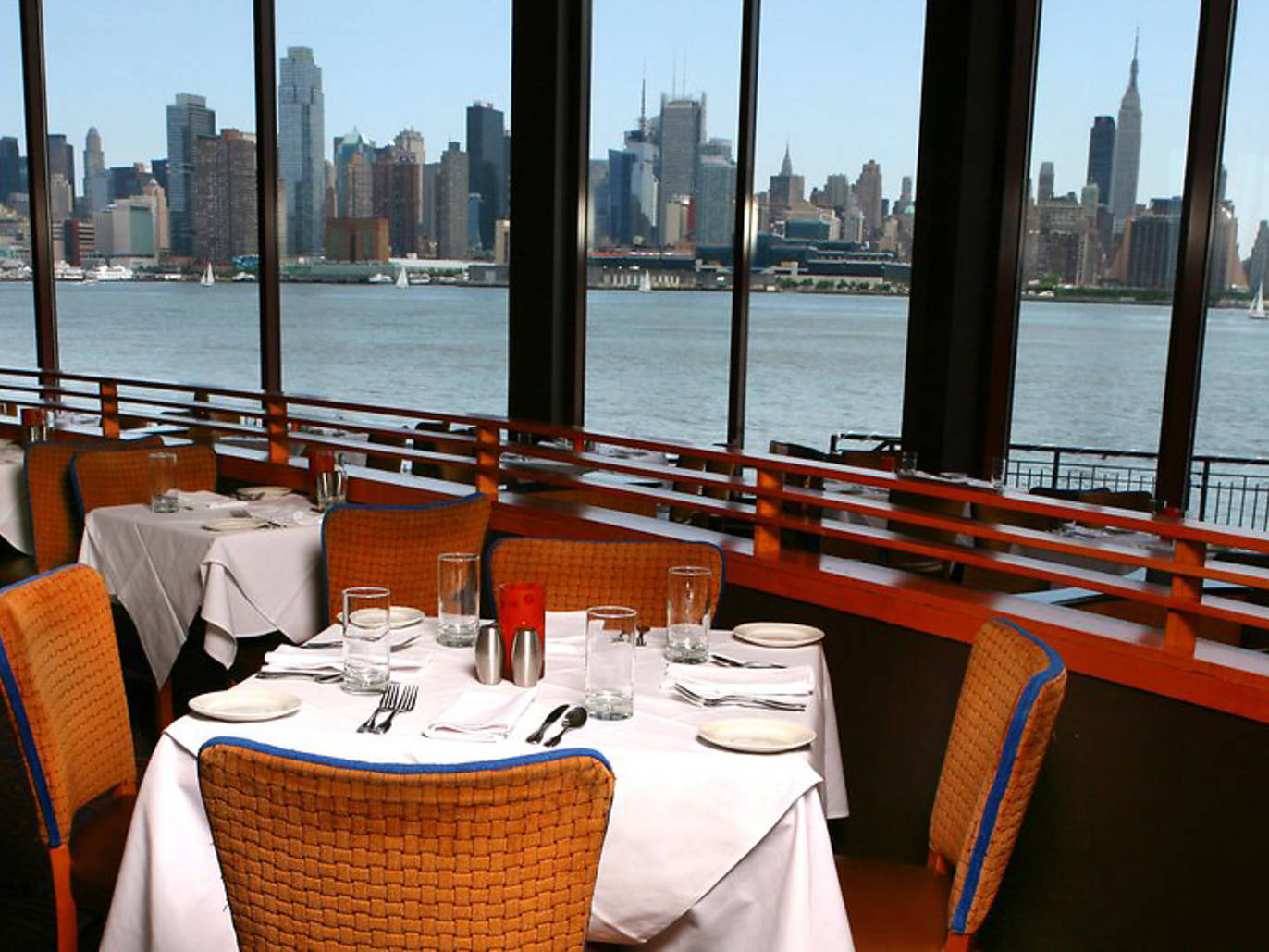 Romantic restaurants in NJ with creative menus and great views