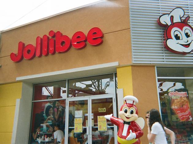 The biggest Filipino fast-food chain is coming to Manhattan