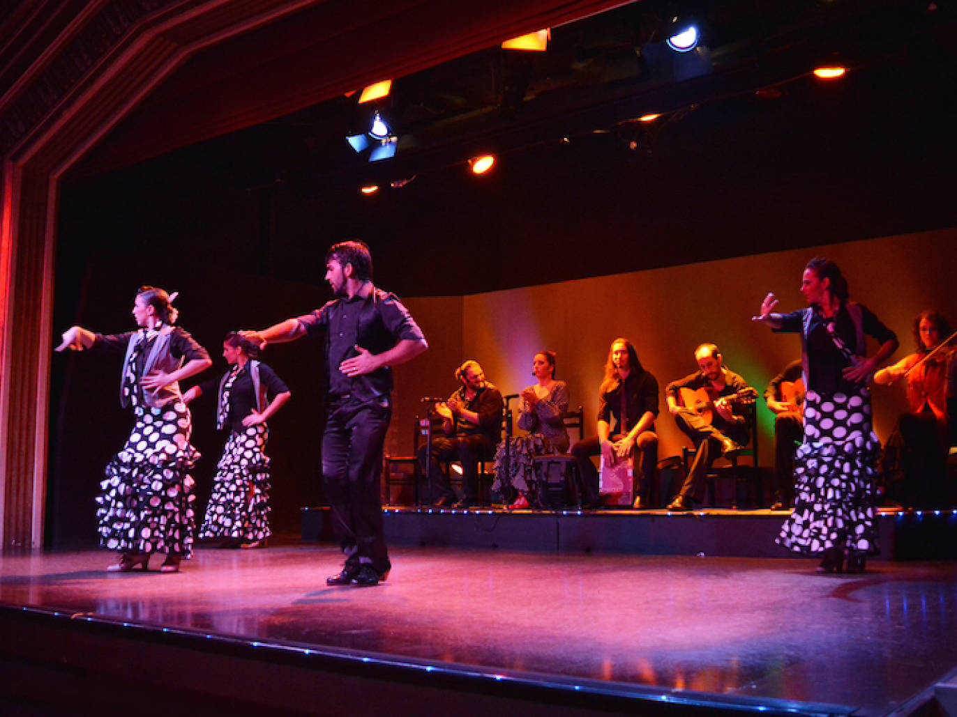 8 Brilliant Places to See Flamenco In Barcelona
