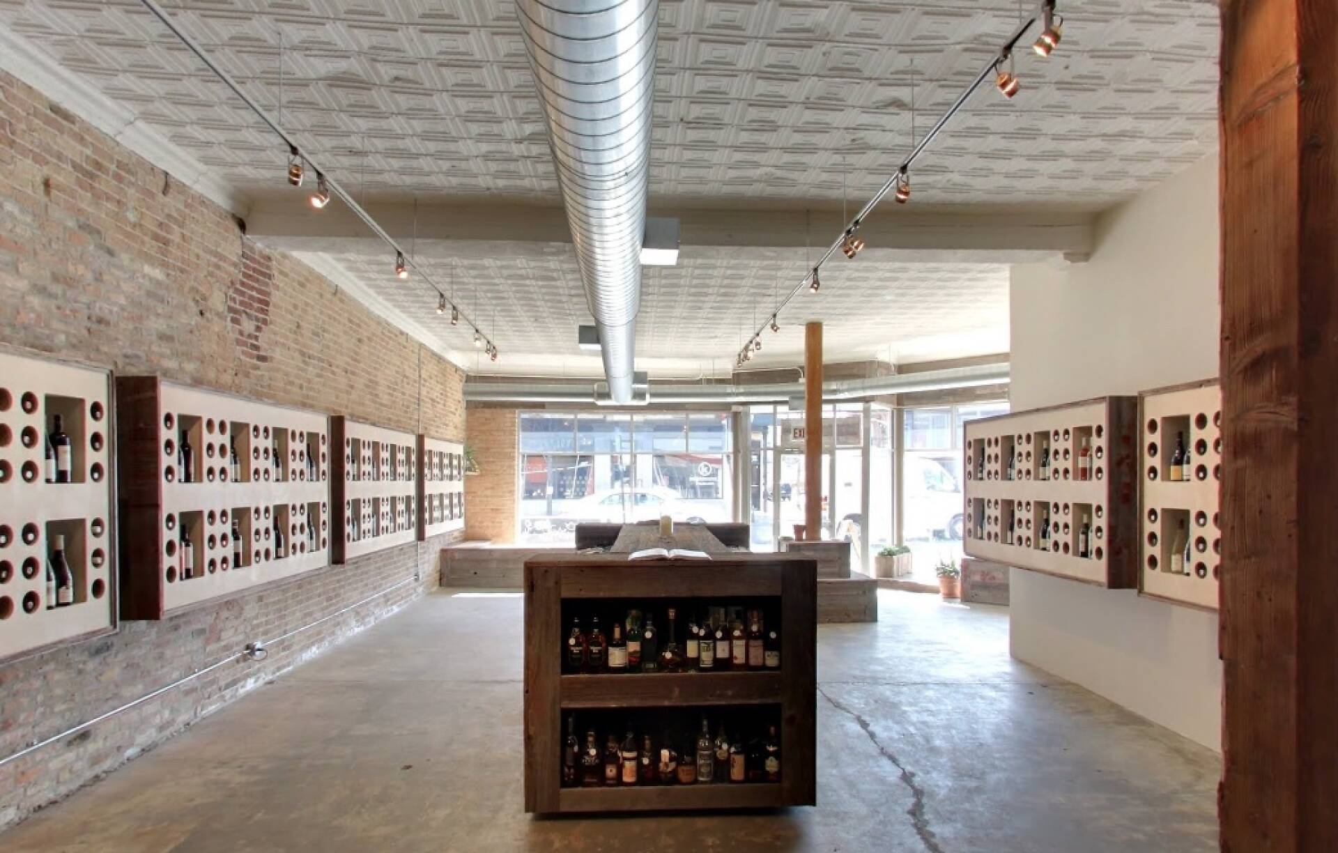 The 20 Best Wine Bars in Chicago for Pinot Noir and Bubbles