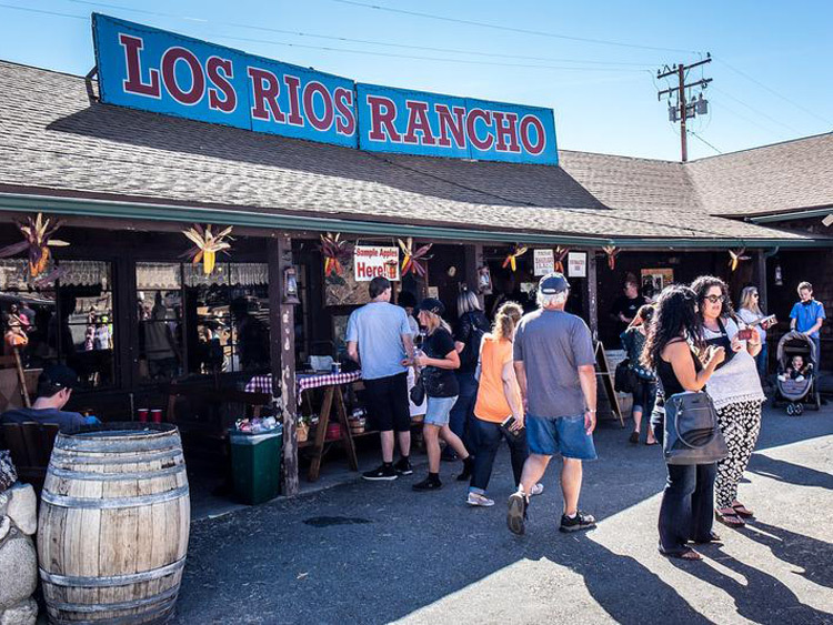 Riley’s at Los Rios Rancho | Attractions in Oak Glen, Los Angeles