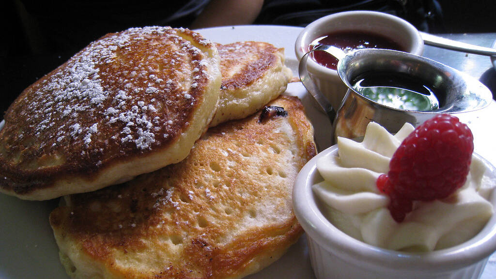 Best DC brunch spots for eggs, pancakes and mimosas