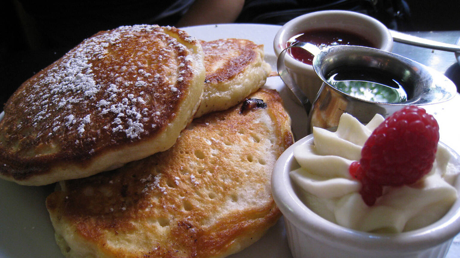 Best DC brunch spots for eggs, pancakes and mimosas