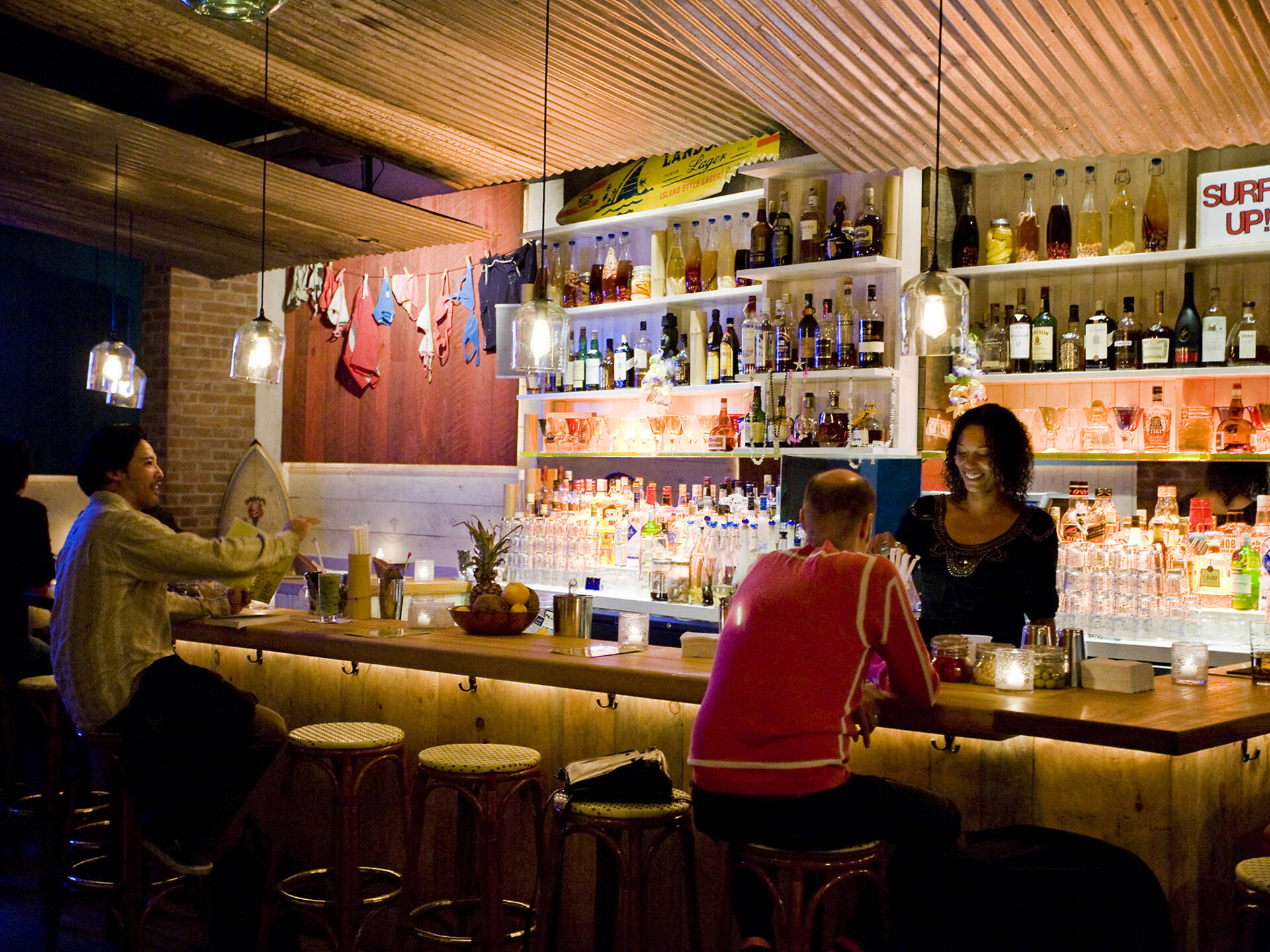 10 of the Best Bars in Hell's Kitchen to Visit