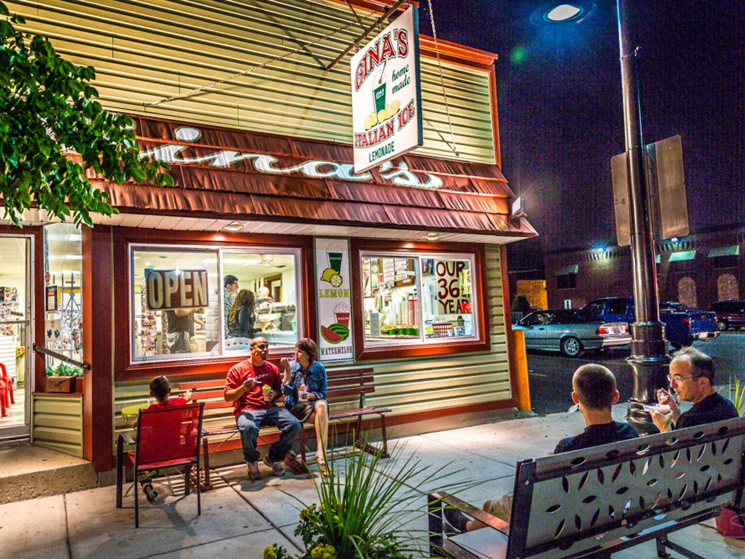 Best spots for Italian ice in Chicago
