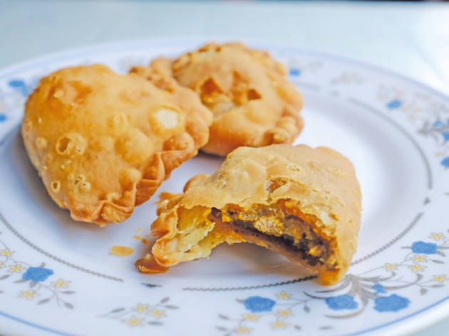 Yeong’s curry puff stall | Restaurants in Masjid Jamek, Kuala Lumpur