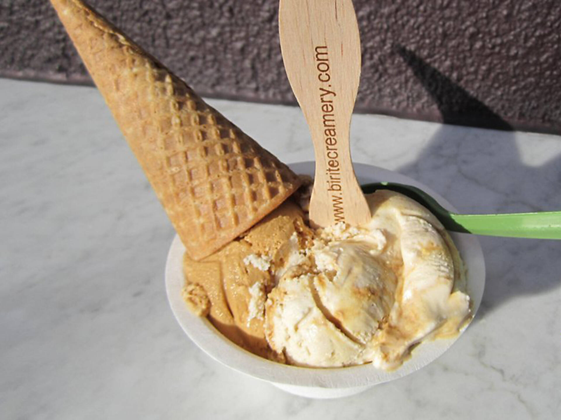 Best desserts in America like cakes, cookies, pies and puddings