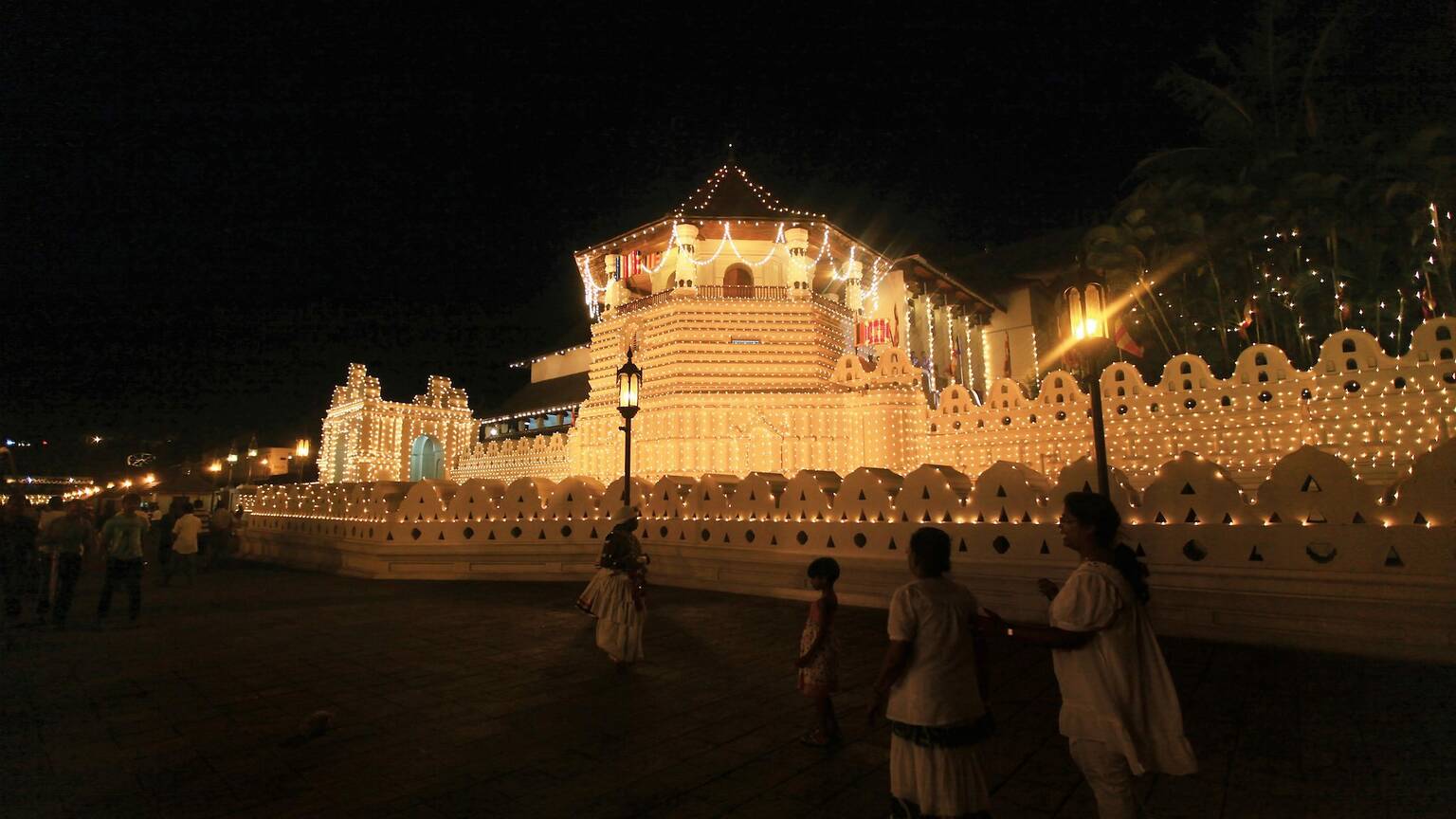 Kandy Esala Perahera