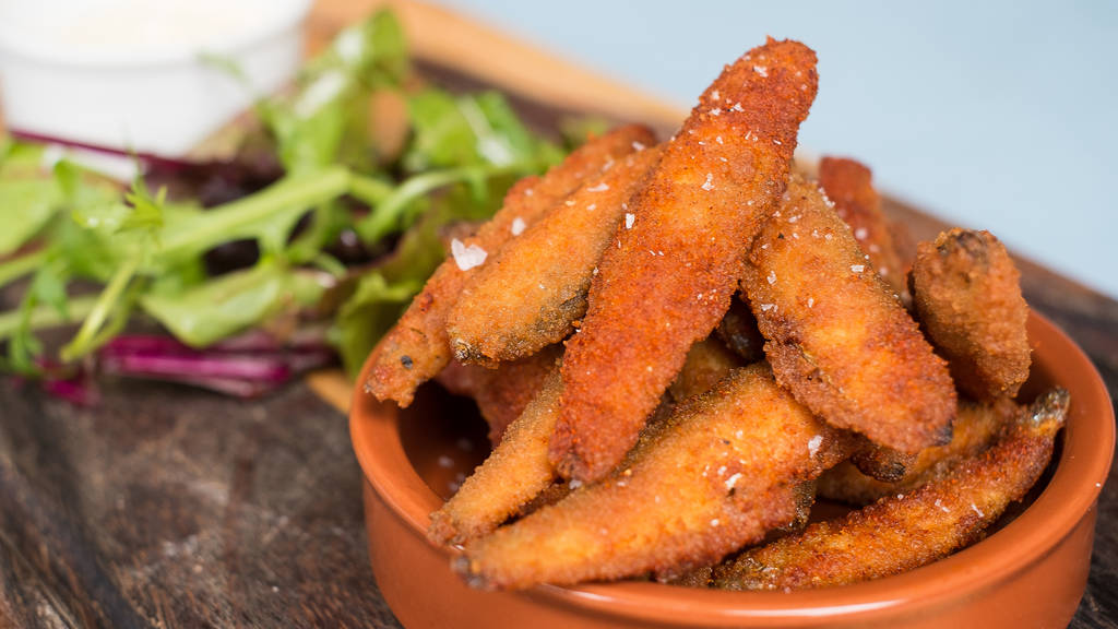 Watson's General Telegraph | Bars and pubs in East Dulwich, London