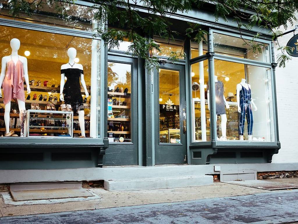 15 Cheap Clothing Stores in NYC With The Best Deals